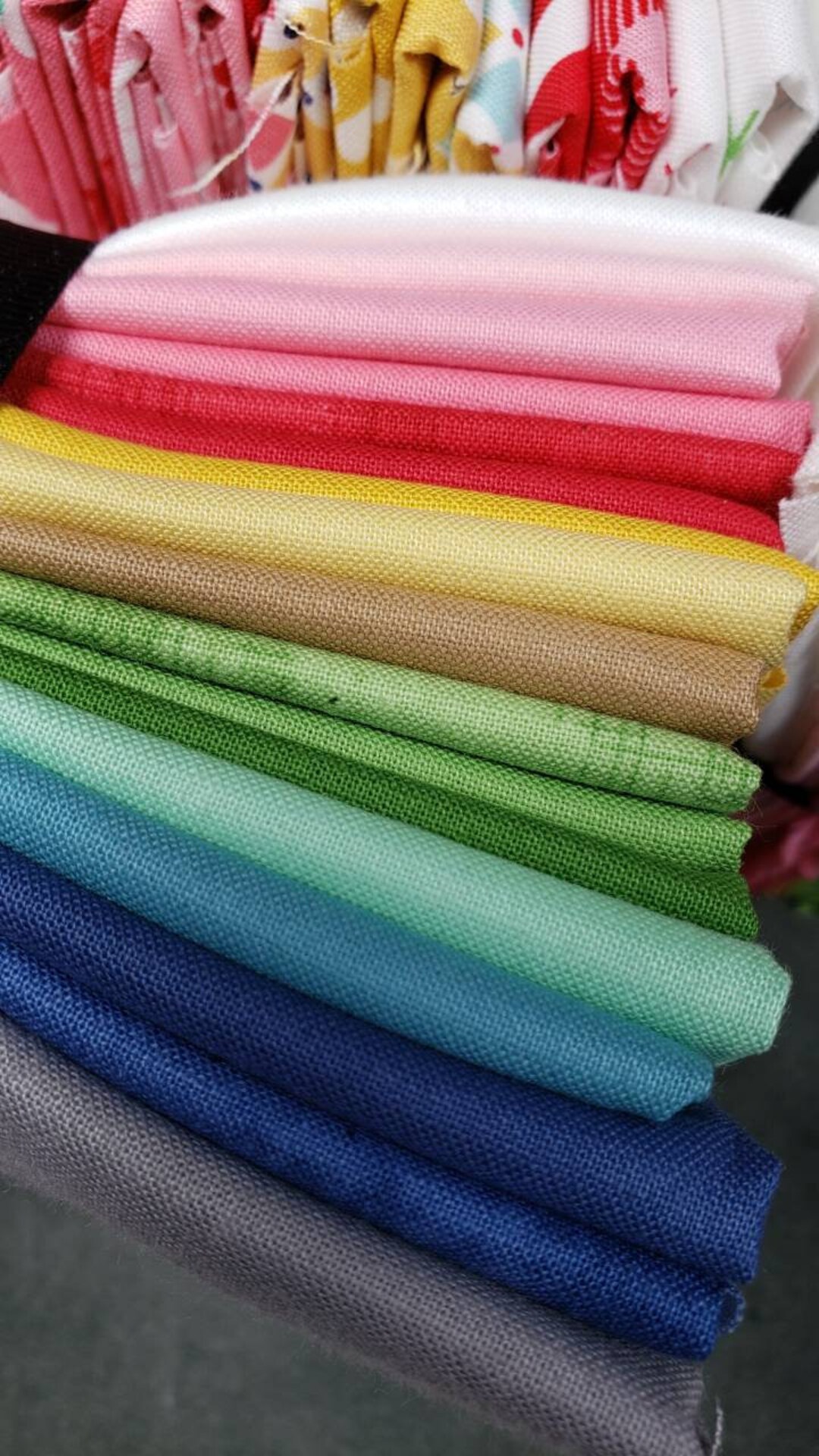 Cozy Christmas Shabby 17 Fat Quarter Solids Bundle - Lori Holt - New ...