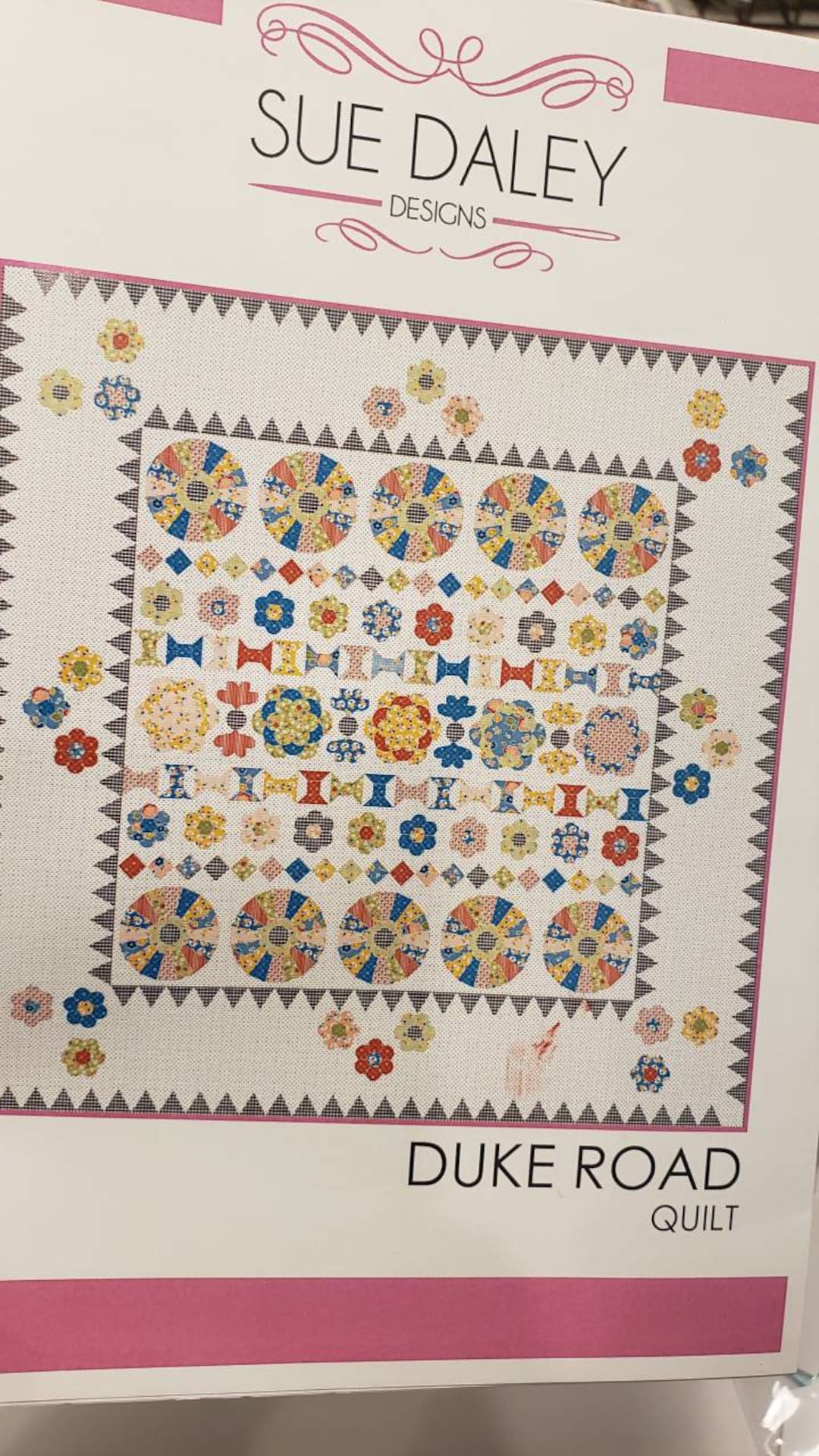 Sue Daley DUKE ROAD Quilt Pattern: Paper Piecing Design Booklet ...