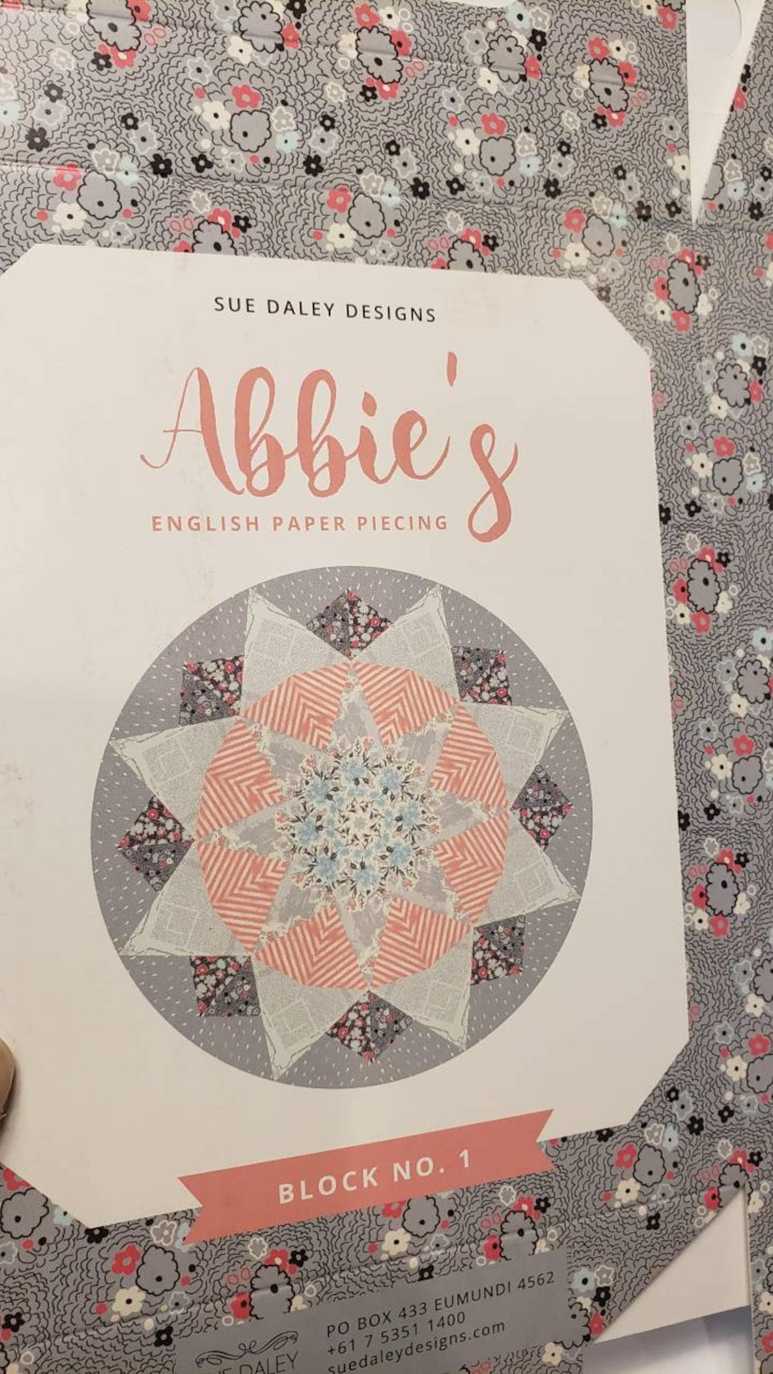 Sue Daley Abbie Number 1 pack EPP quilt pattern paper | Etsy