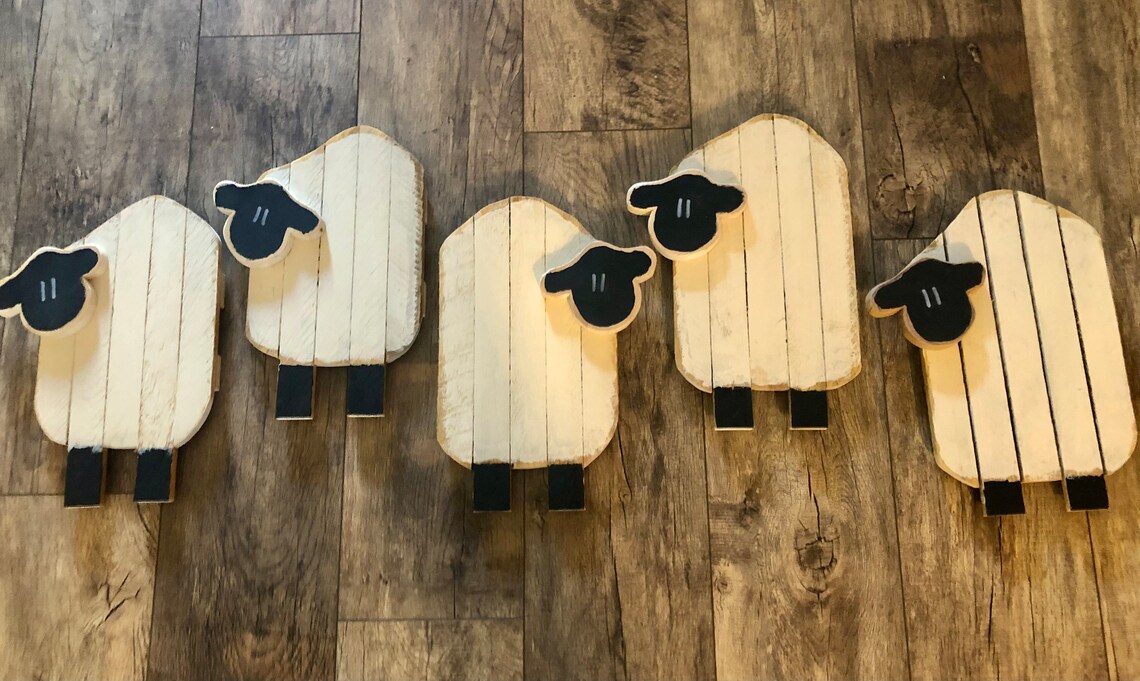 Lath Sheep Tall, Reclaimed Wood Sheep, Ready to Hang or Lean - Etsy