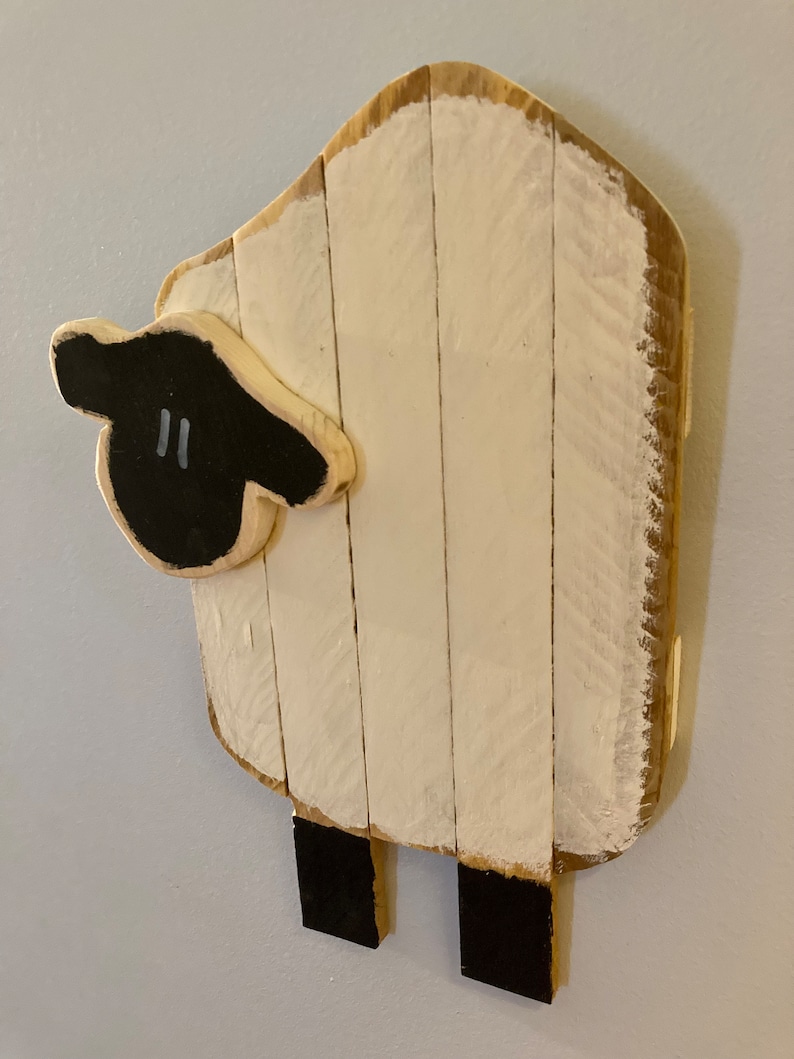 Lath Sheep Tall, Reclaimed Wood Sheep, Ready to Hang or Lean - Etsy