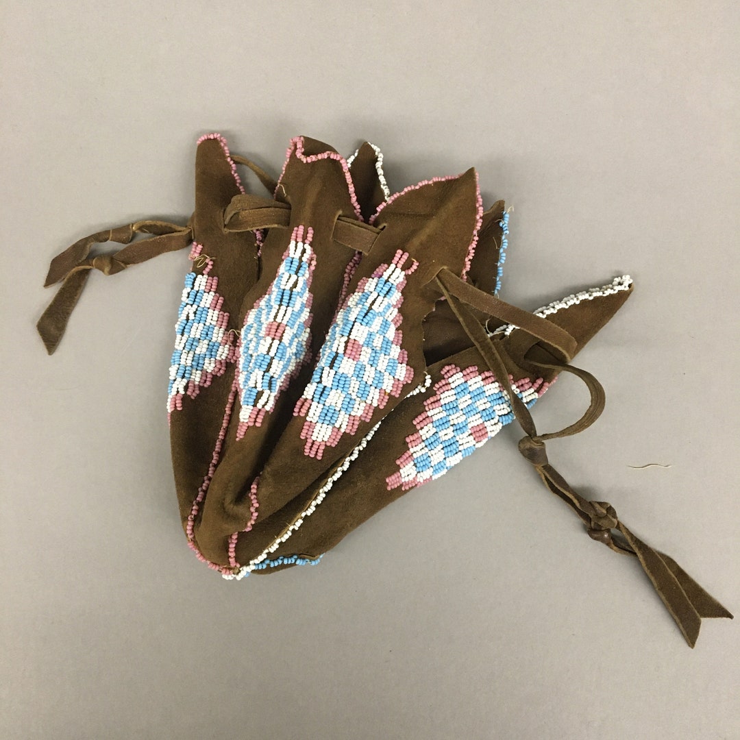 Antique Native American Deerskin Foldover Tulip Drawstring Pouch Bag ...