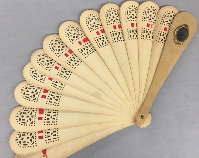 1860s Wooden Brise Hand Fan With Vanity Mirror, 19th Century American ...