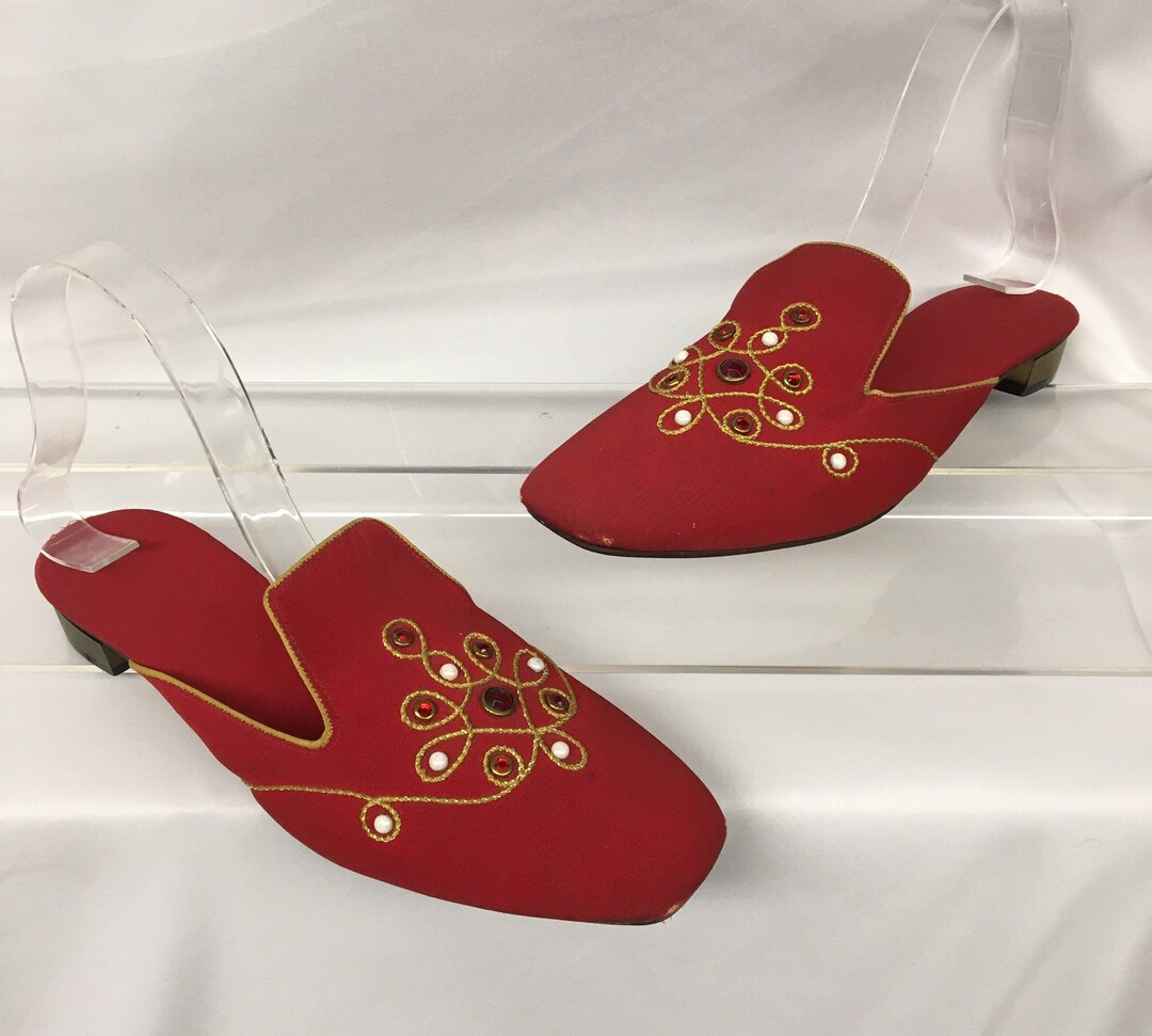 1980s 8.5 Red Faille Fabric Slides With Gold Piping Gold - Etsy