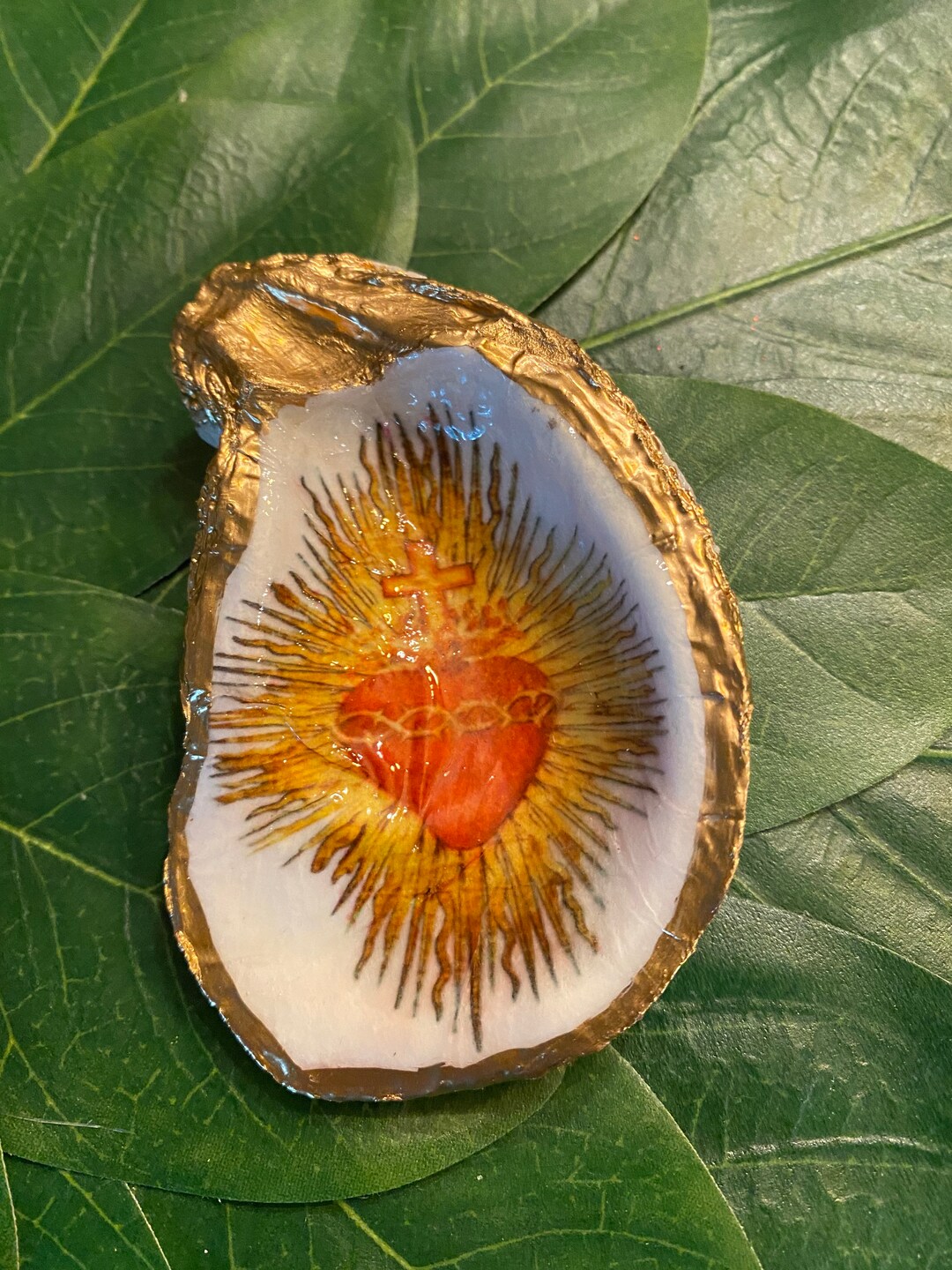 Sacred Heart Gold and Red Oyster Shell - Etsy
