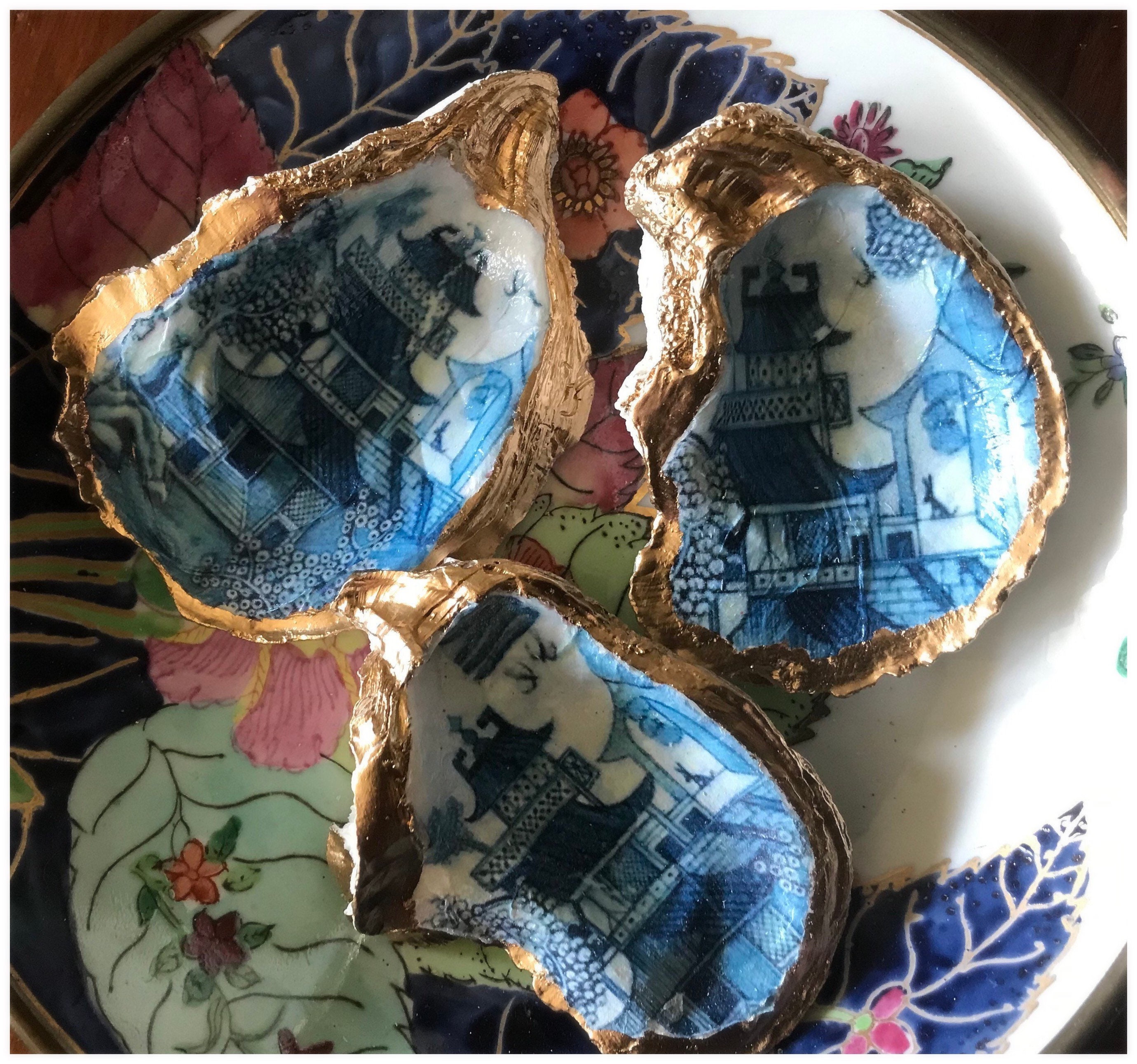 Chinoiserie Large Pagoda Oyster Shell With Gold Trim | Etsy