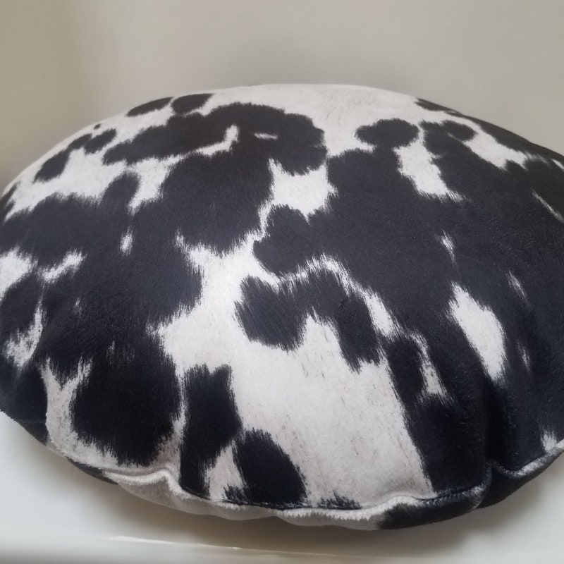 Round Pillow - Etsy