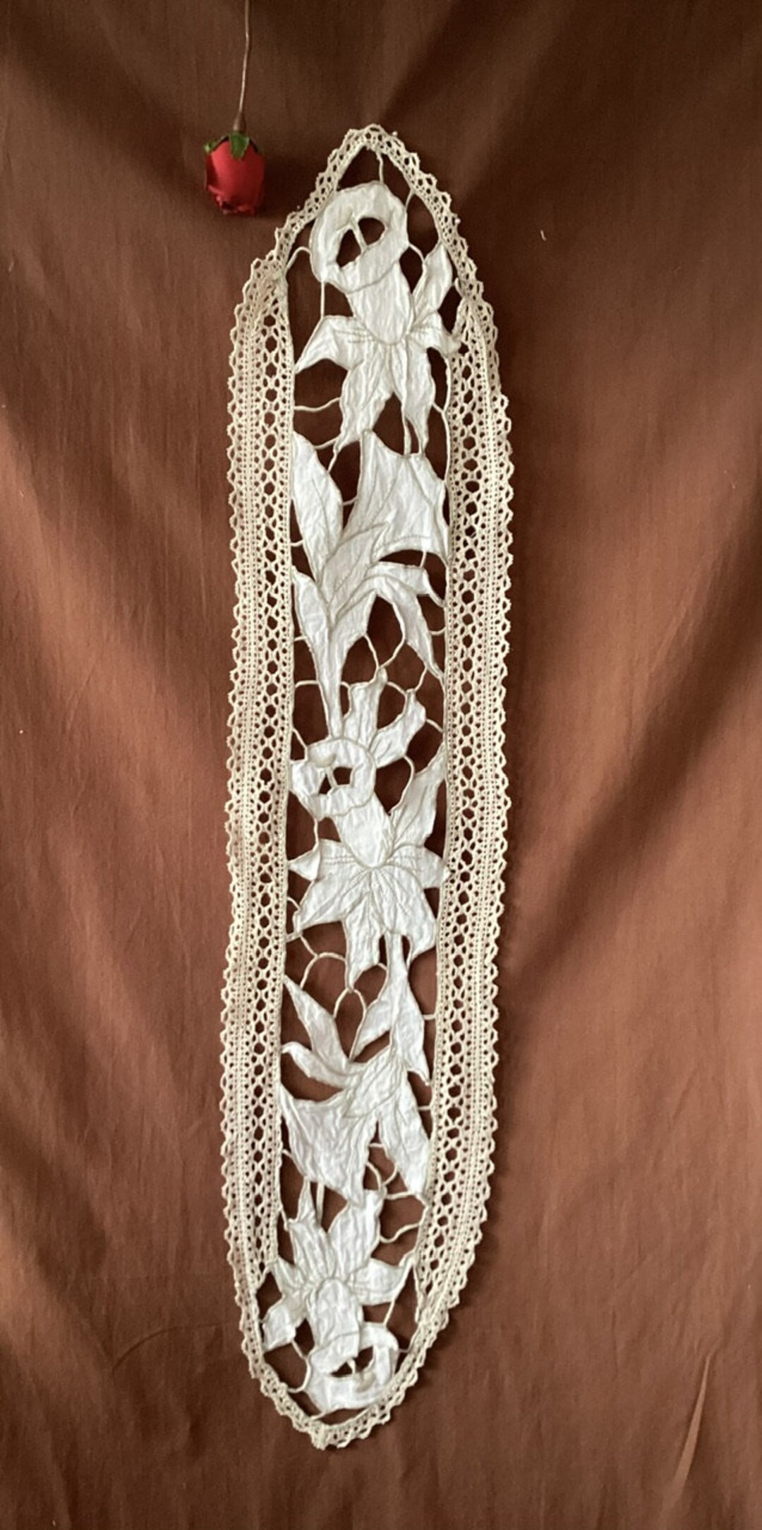 Table Runner Antique Hand-embroidered Linen Table Runner in Art Deco ...