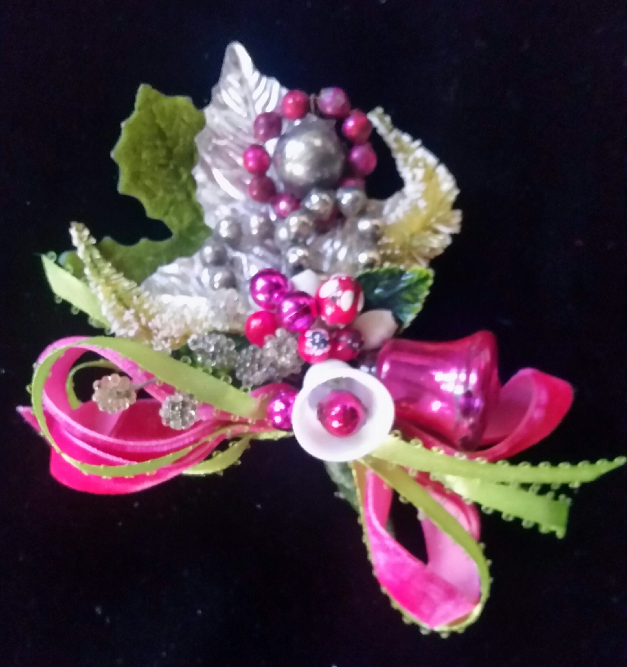 Christmas Corsage Pin Vintage - Etsy