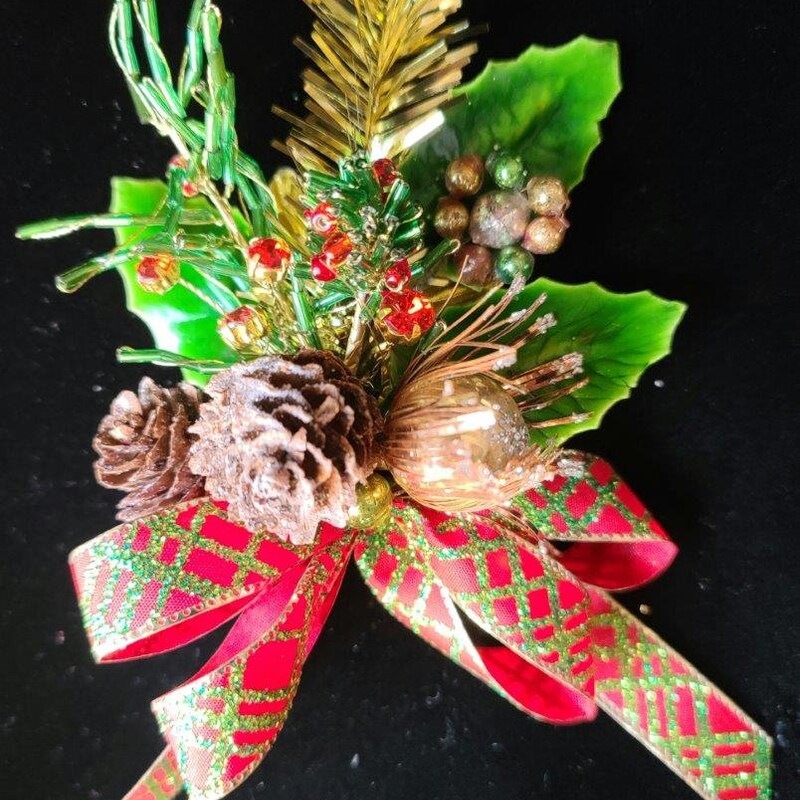 Christmas Corsage - Etsy