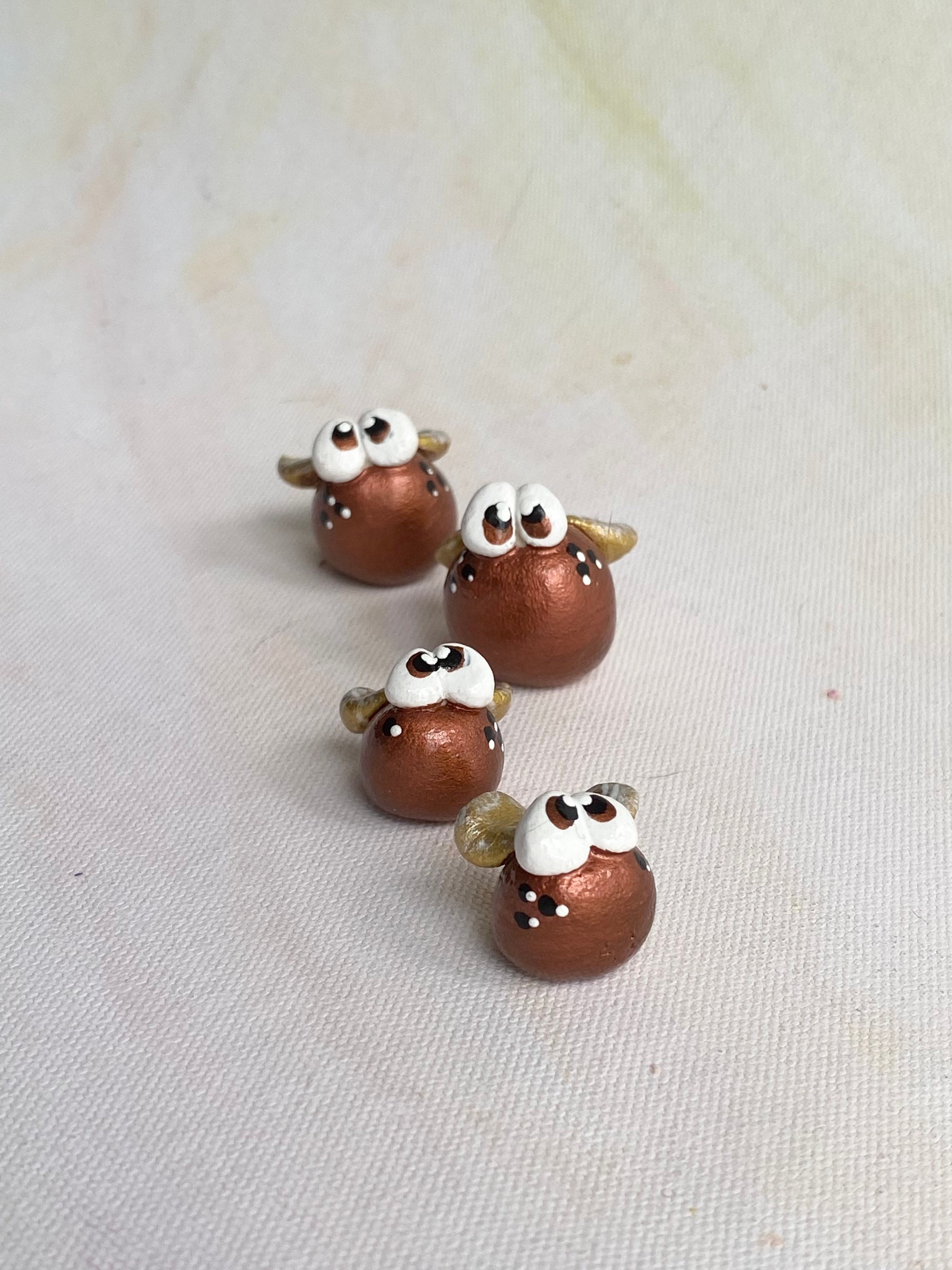 Honeybee Miniature Bees Figurine Bee Family Set of 4 - Etsy