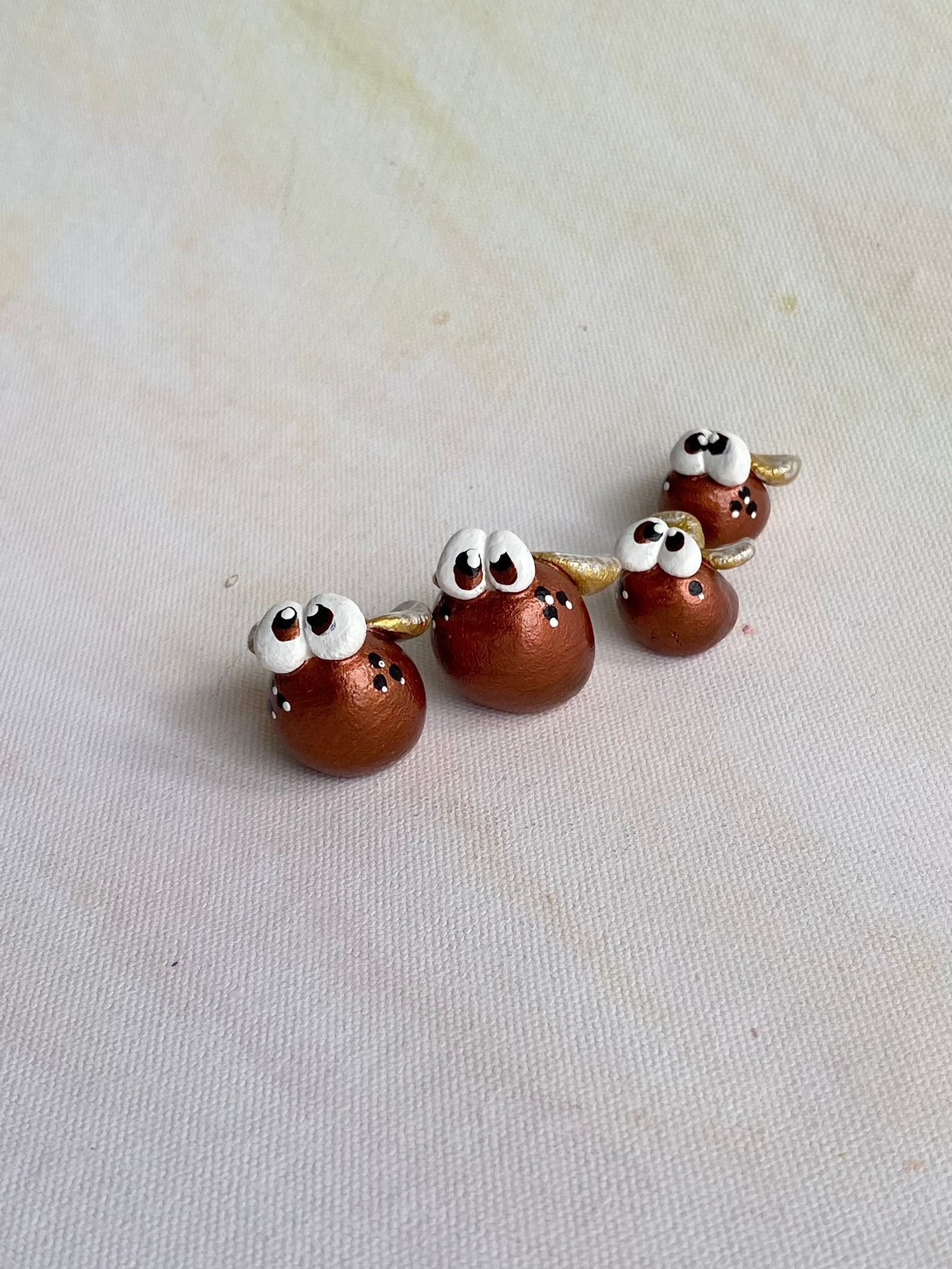 Honeybee Miniature Bees Figurine Bee Family Set of 4 - Etsy