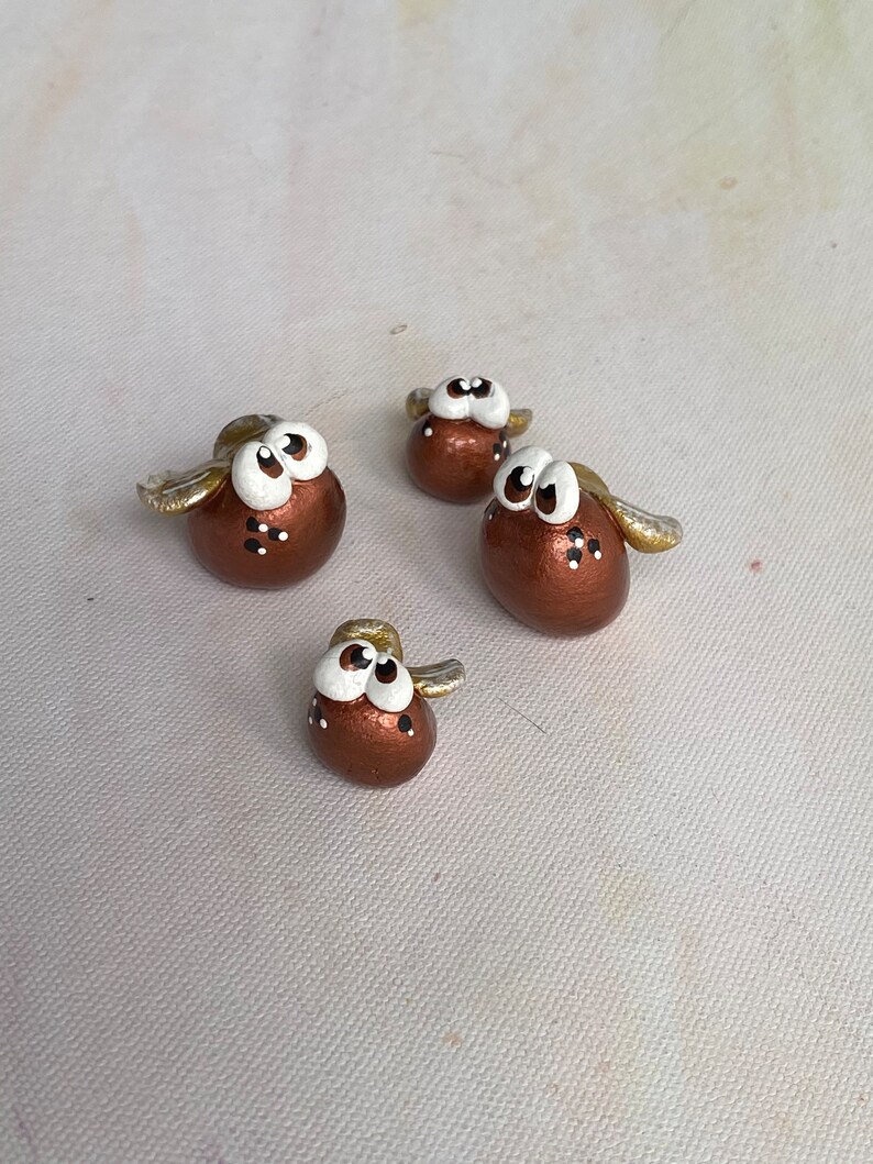 Honeybee Miniature Bees Figurine Bee Family Set of 4 - Etsy