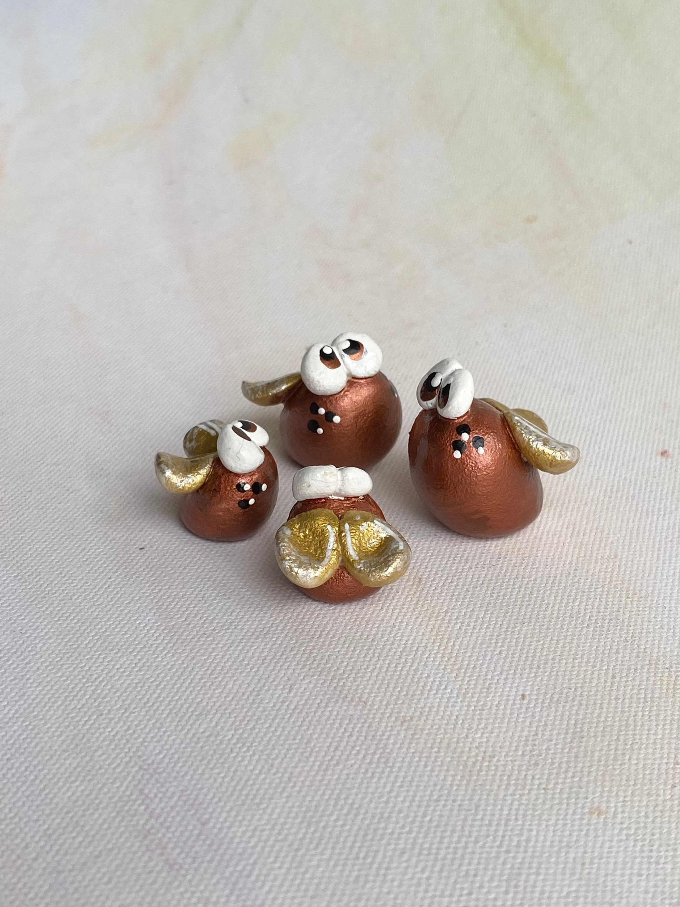 Honeybee Miniature Bees Figurine Bee Family Set of 4 - Etsy