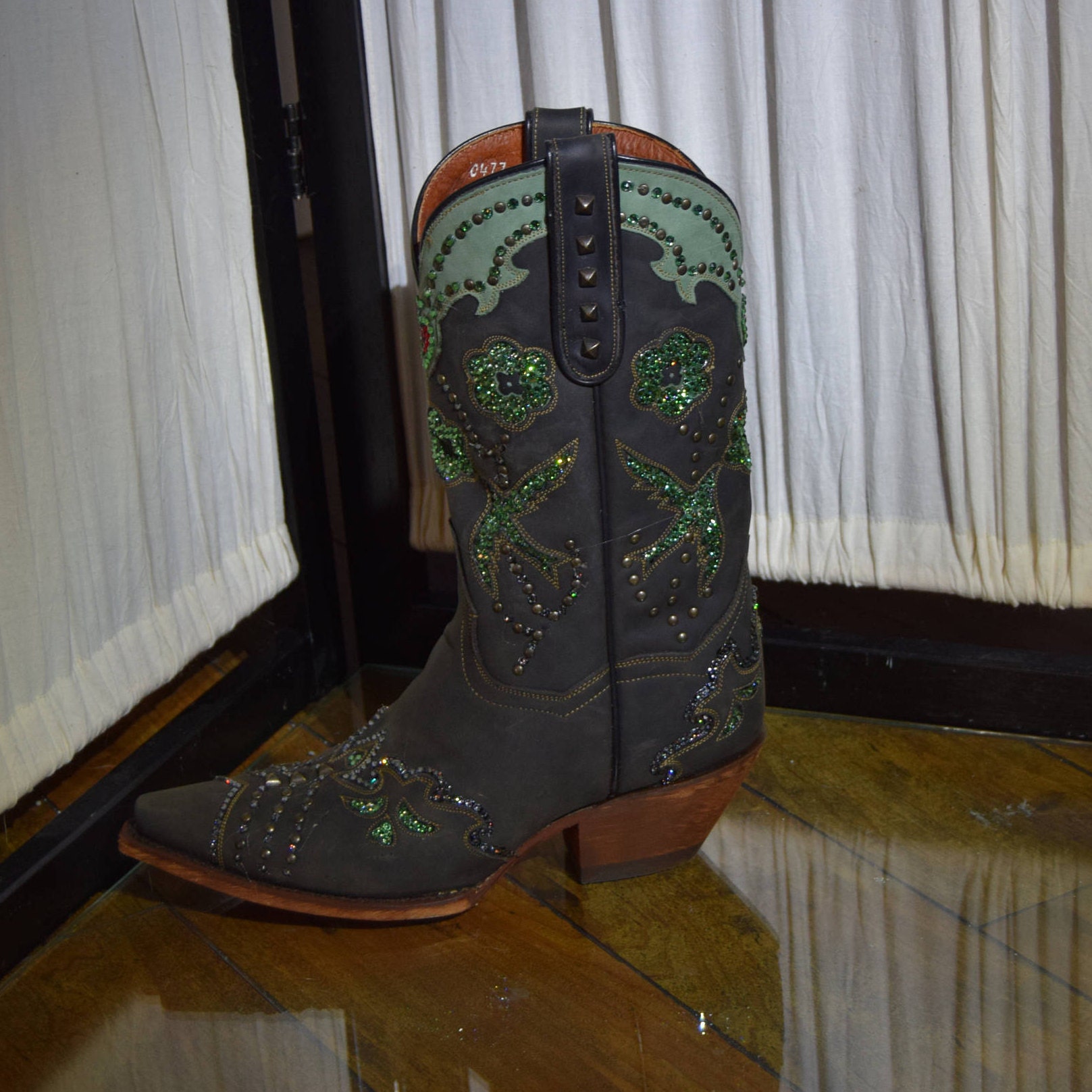 Cowboy Boots With Gems