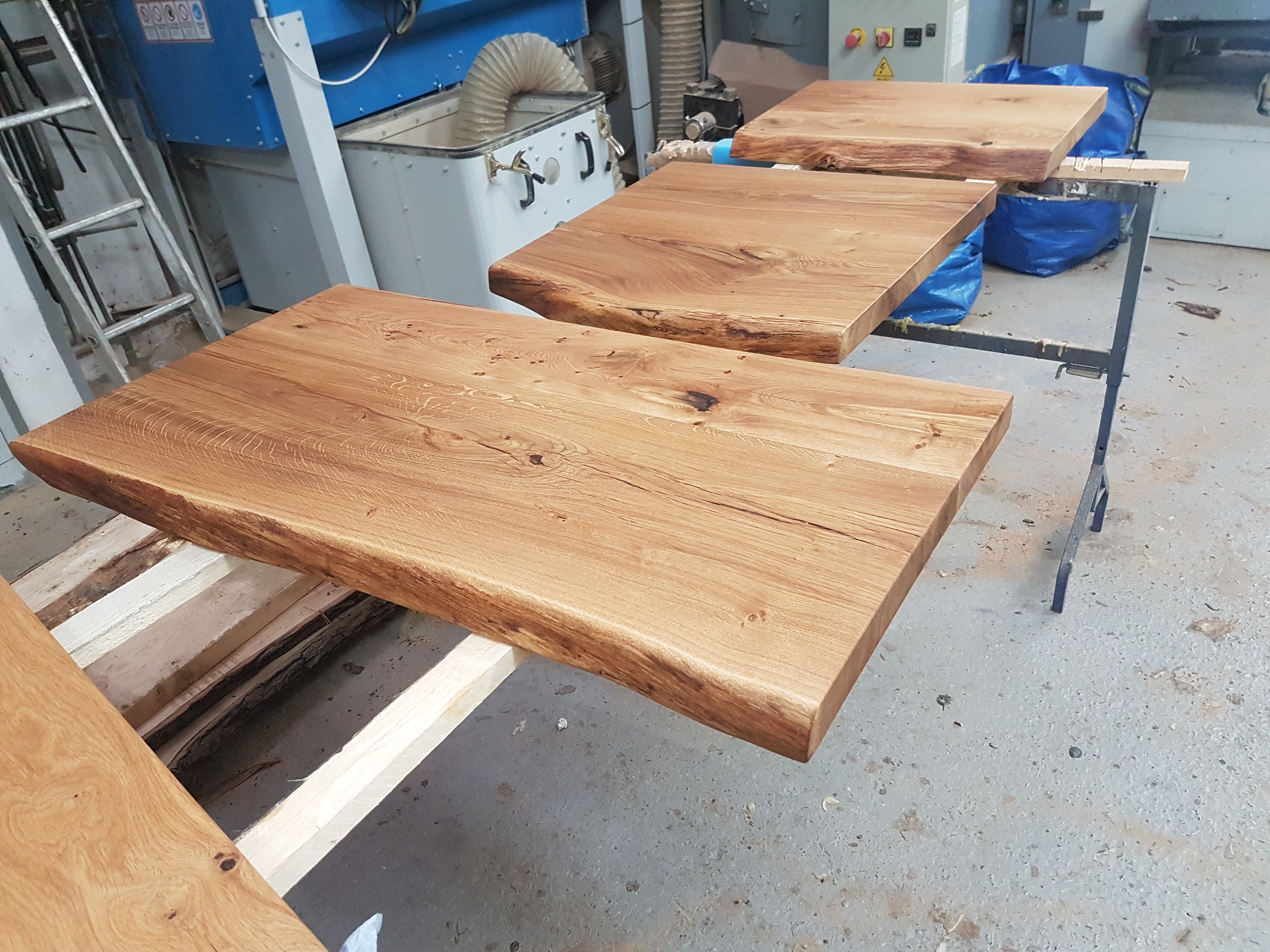 Waschtischplatte Eiche massiv mit Baumkante Massivholzplatte - Etsy.de