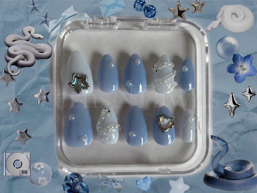 Blue Pearl Snakes Press-on Nails | 3D Nails | Snake | Light Blue ...