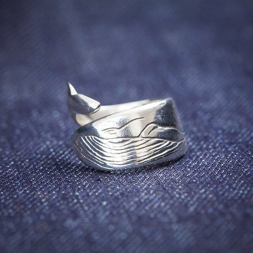 Whale Ring | Etsy