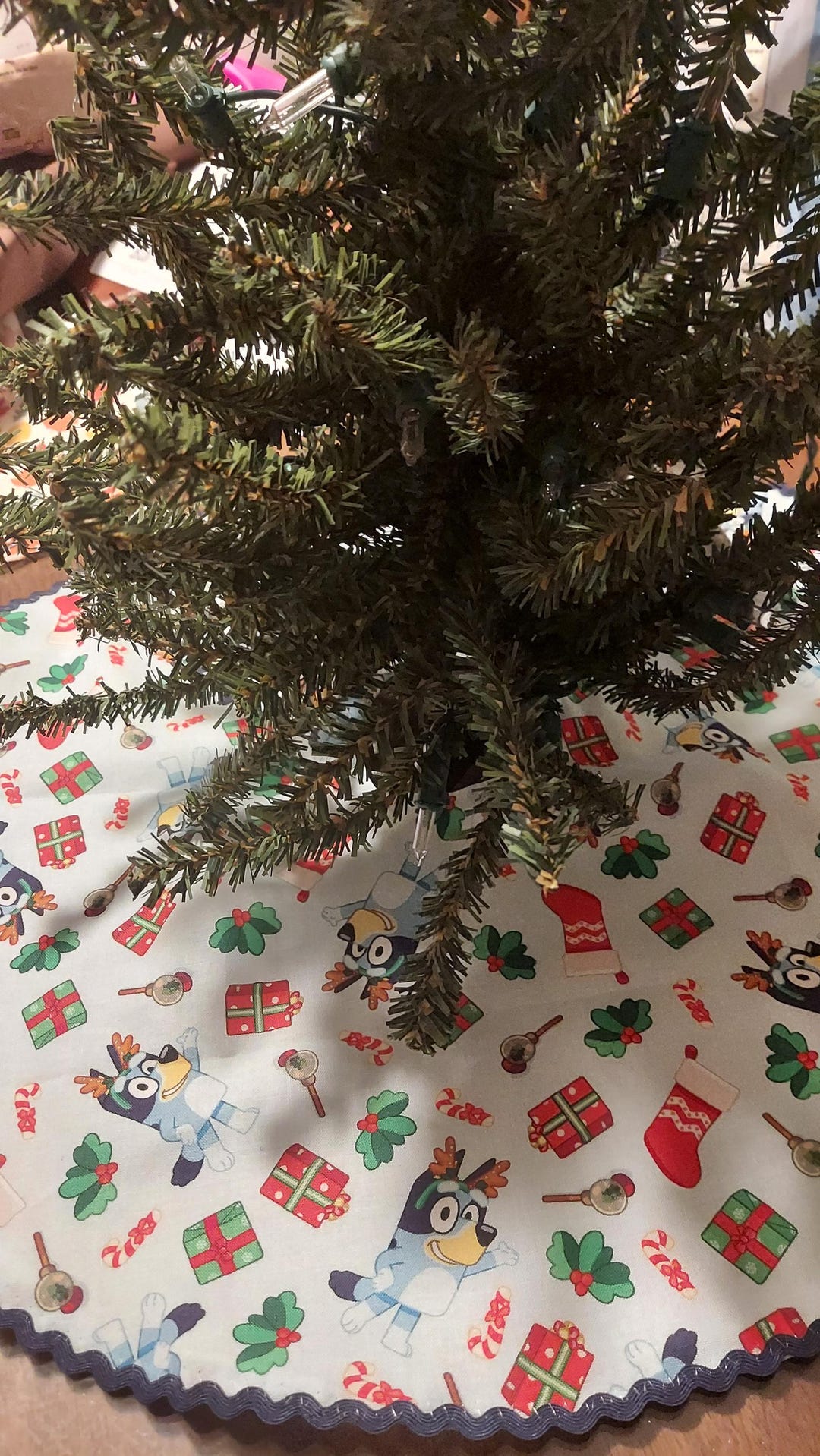 18 Inch Diameter Bluey Christmas Tabletop Tree Skirt - Etsy