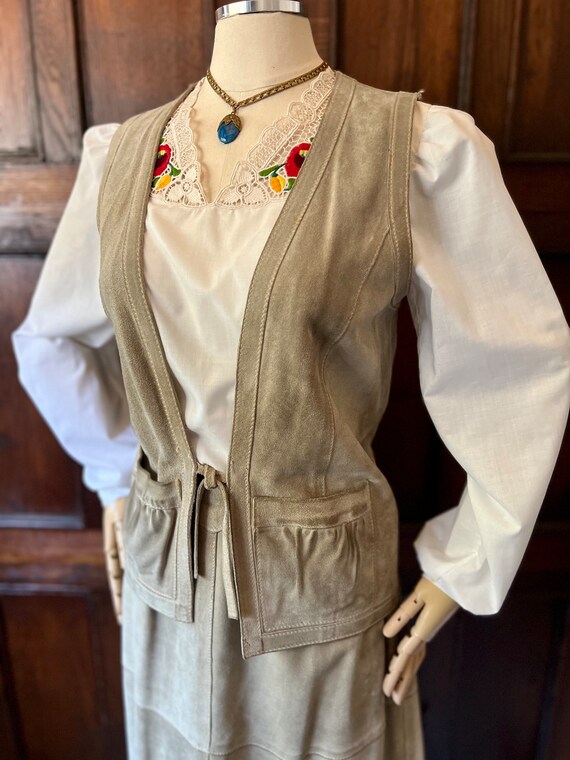 1970s Two Piece Suede Beige Vest and Skirt Set Size S… - Gem