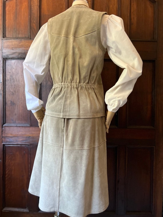 1970s Two Piece Suede Beige Vest and Skirt Set Size S… - Gem