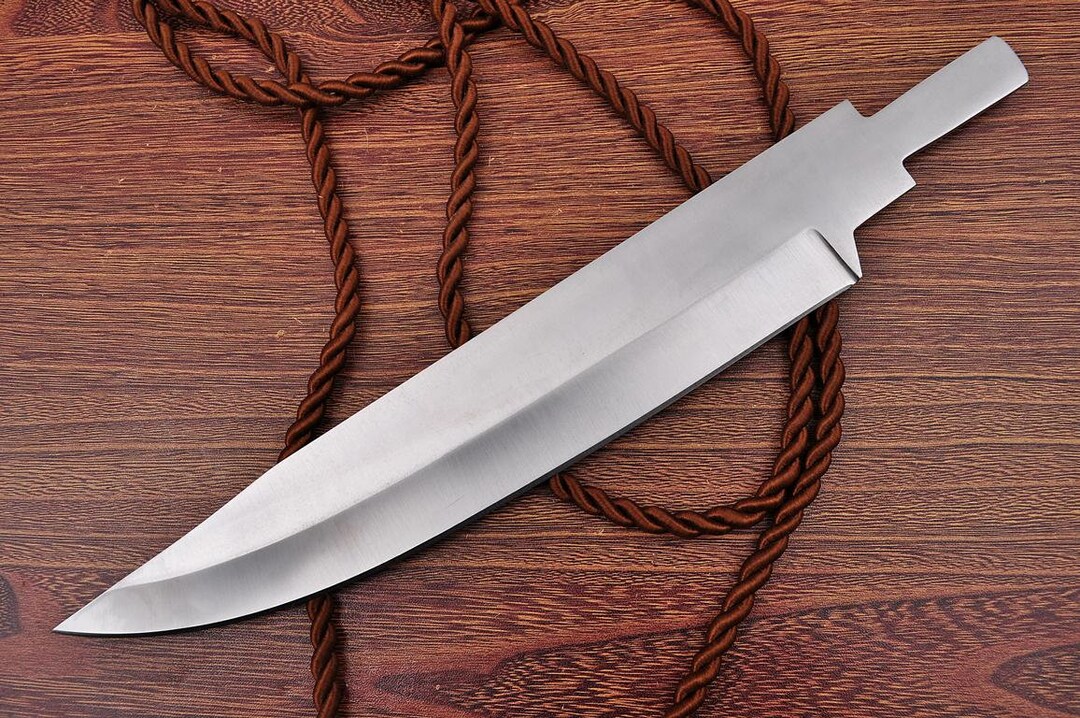 Hunting Nicker Bowie Knife Blade Blank, Hand-forged From a Single Piece ...