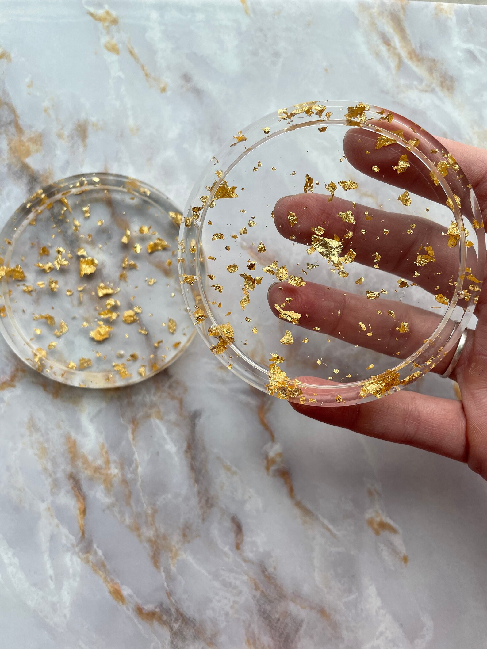 Small Gold Flake Clear Coaster Set - Etsy