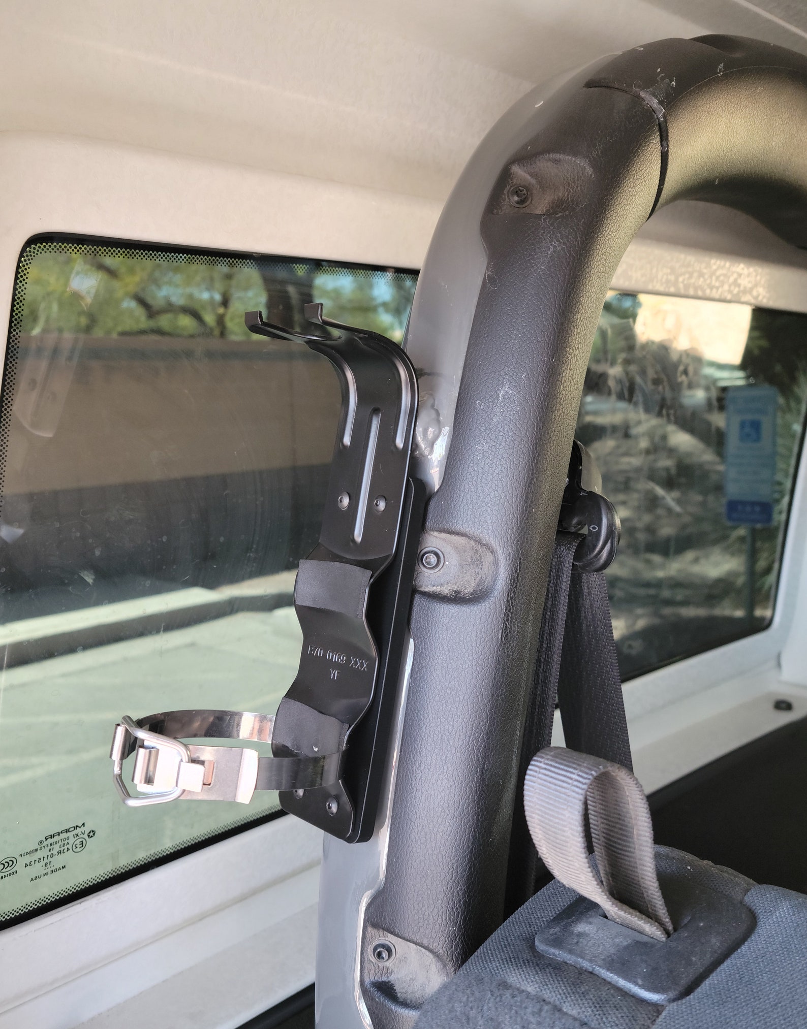 Jeep JL Fire Extinguisher Mount Bracket - Etsy