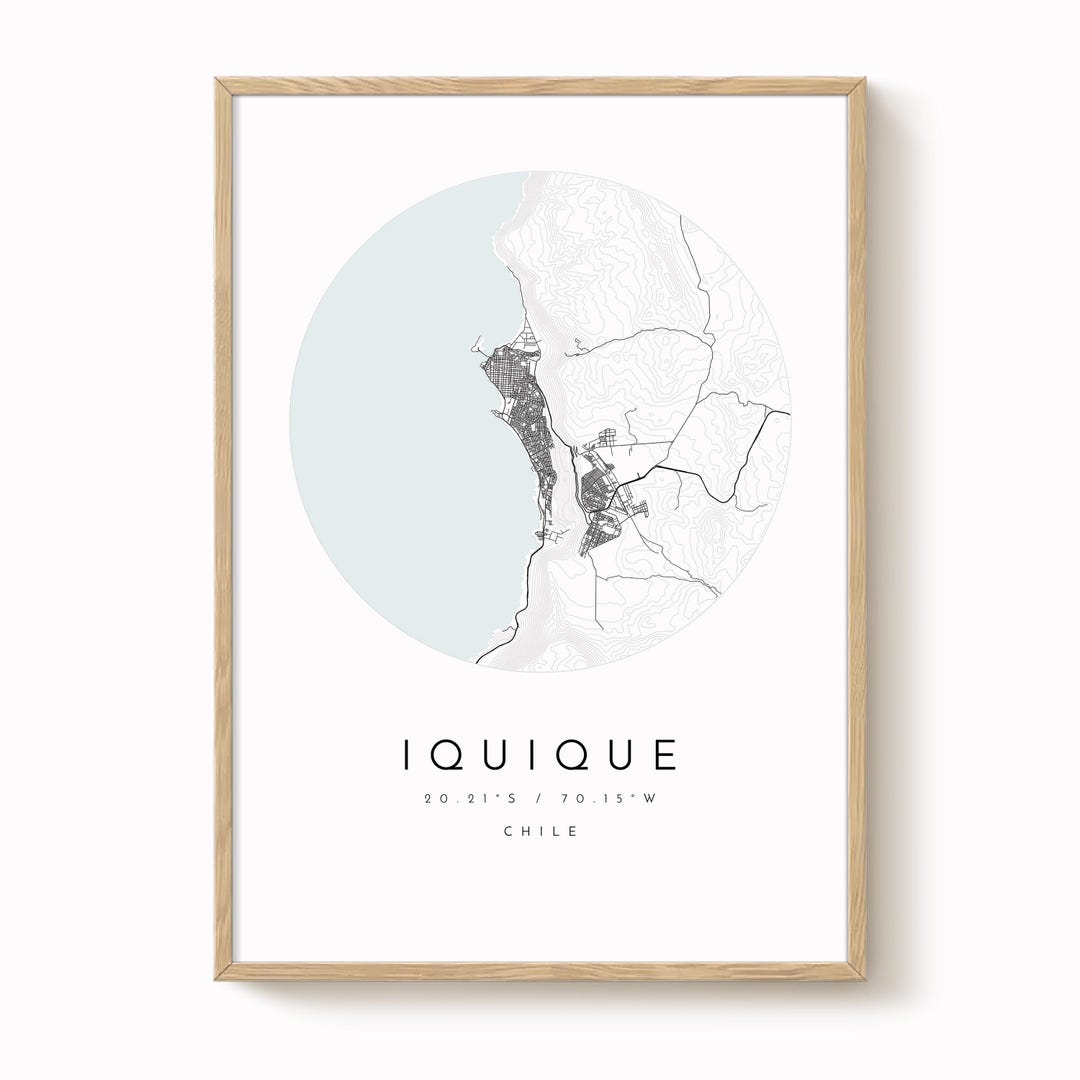 Póster del mapa de Iquique: arte mural minimalista en tonos azul suave ...