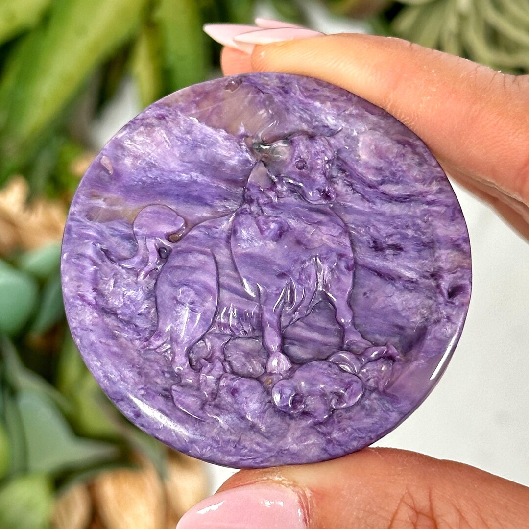 Charoite Ox | 18g | - #8 (polished Purple Crystal Carving, Crown Chakra ...