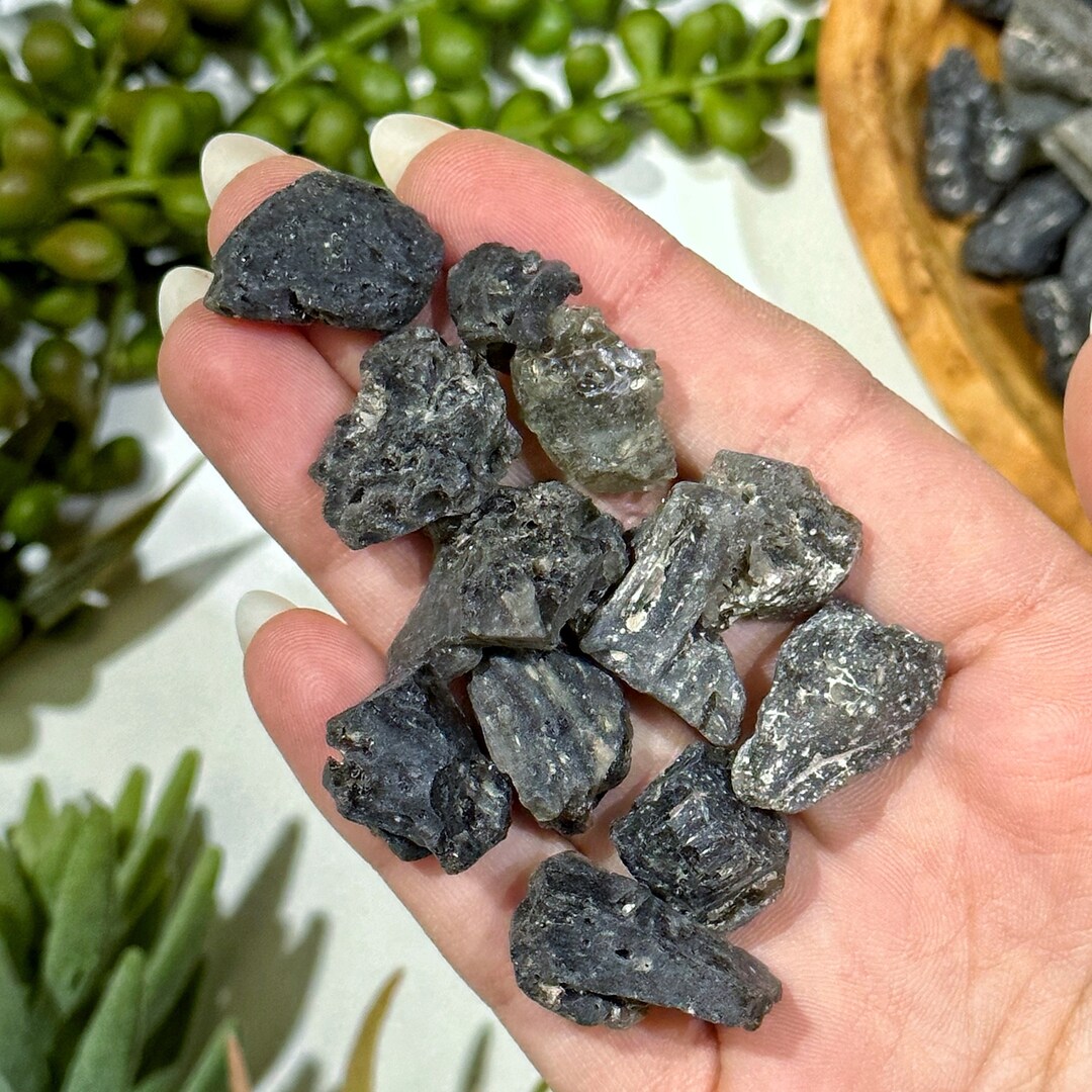 Darwin Glass | S, M, L | - No. 809 (raw Black Space Crystal, Root ...