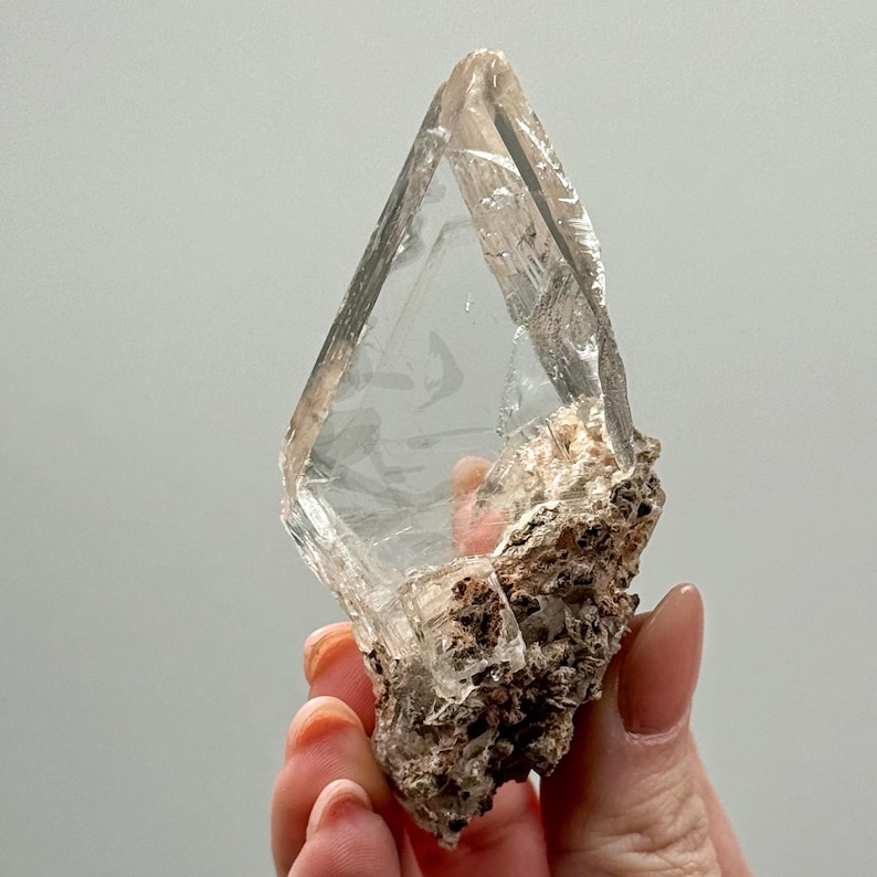 High Quality Selenite on Limonitic Matrix - #4 - Etsy