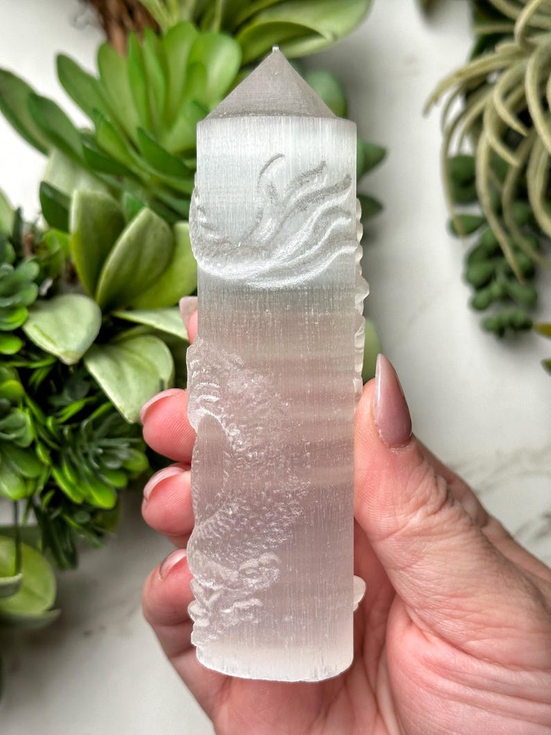 Selenite Dragon Point | 134g | - (polished Clear Crystal Tower, Crown ...