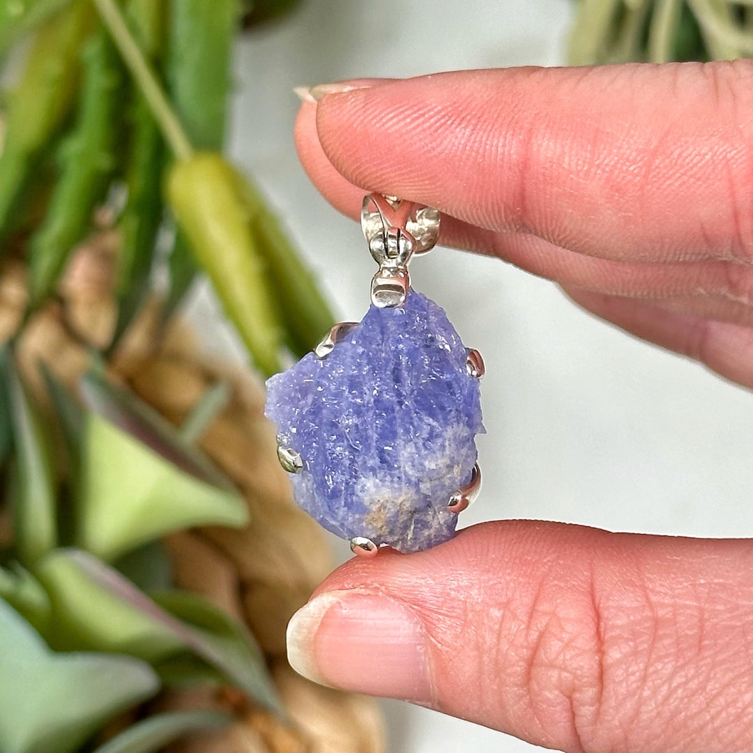 Hackmanite Pendant 3 - Etsy