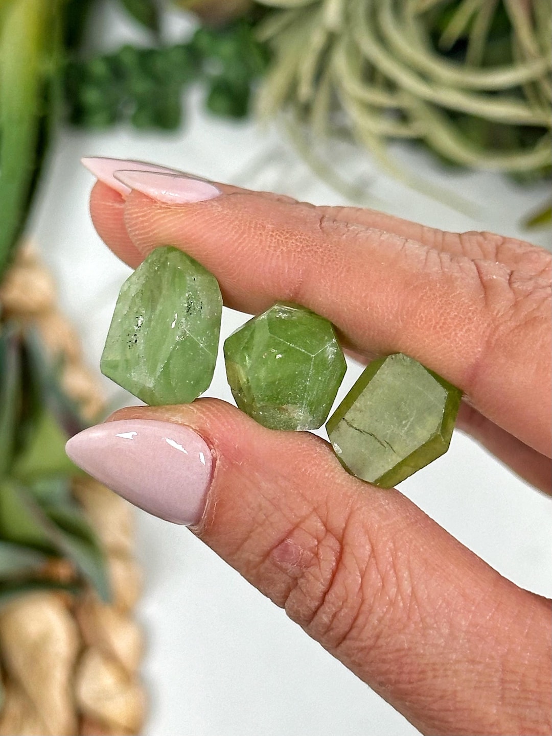 Gem Peridot - Solar Plexus and Heart Chakra - No. 257 - Etsy