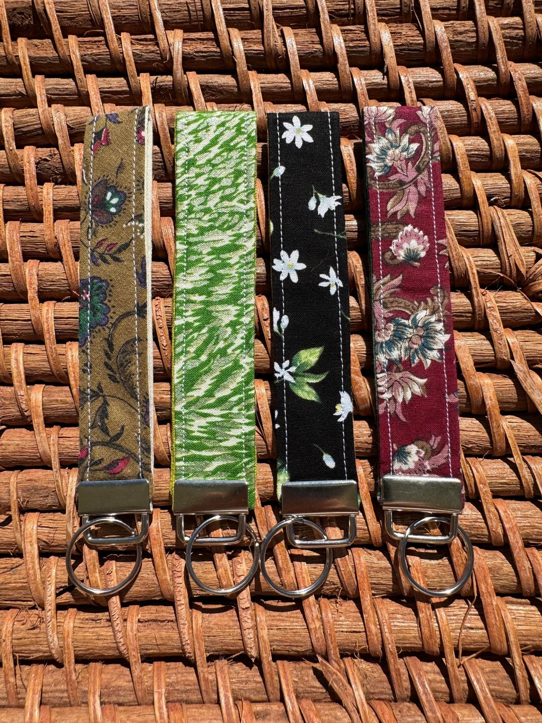 Wristlet Keychain Green Upcycled or Scrap Fabric Keychain - Etsy