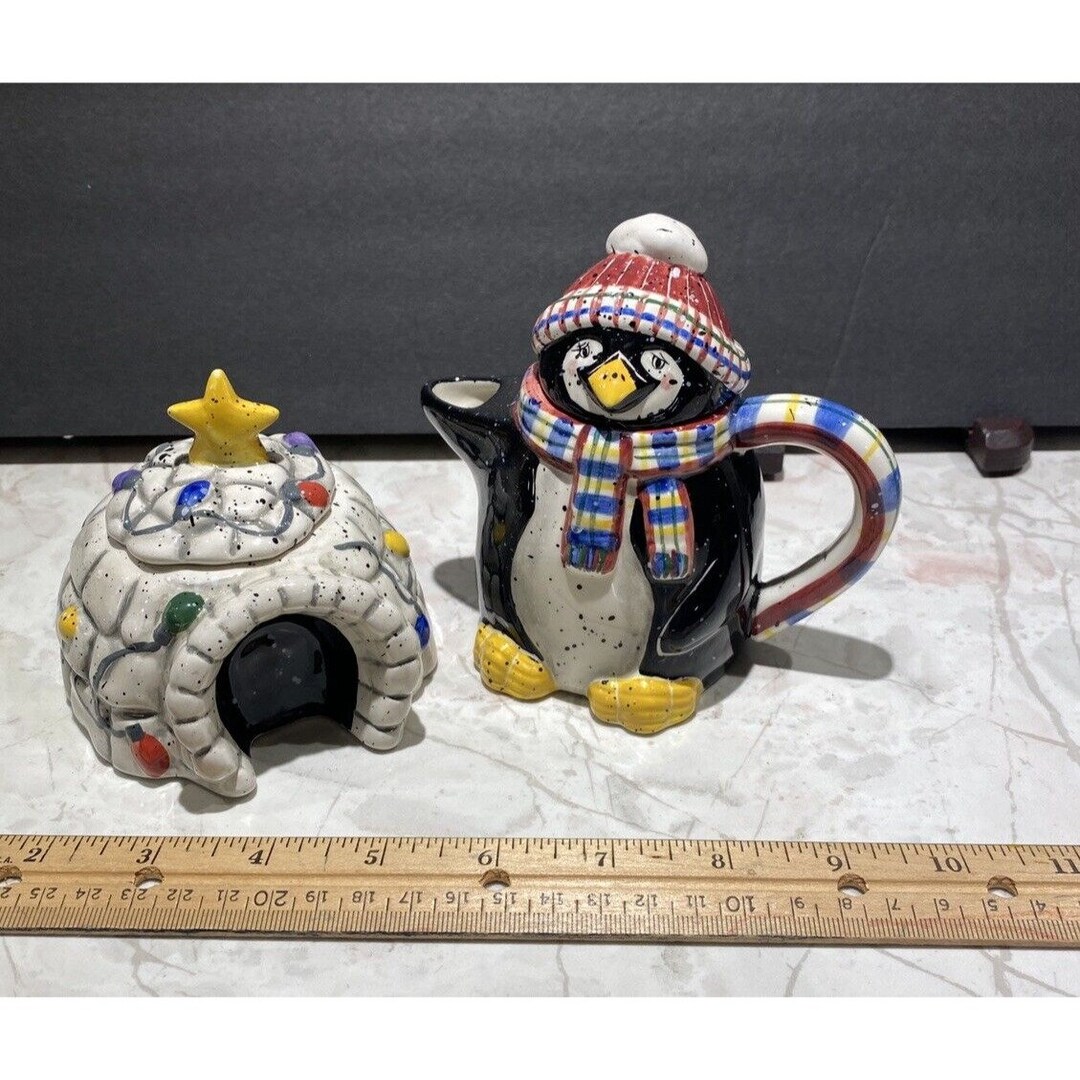 PENGUIN Igloo Cream and Sugar Set ENESCO, Designer, Julie Euland No ...
