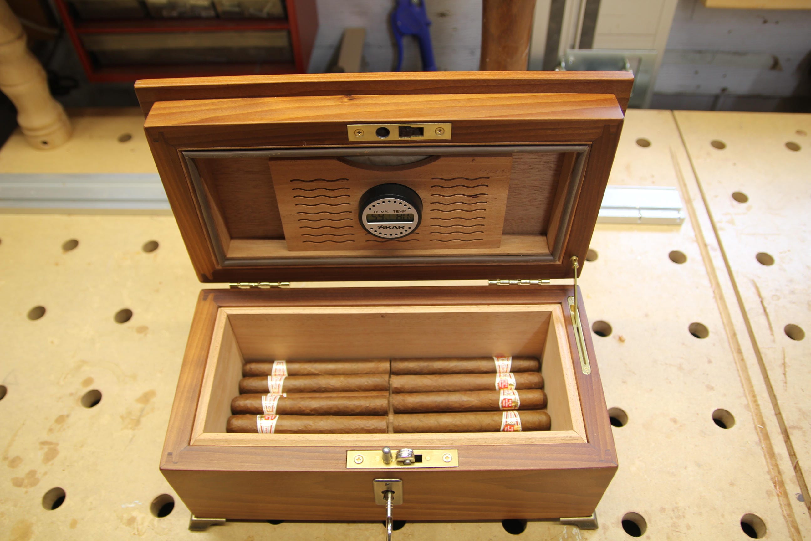 Cigar Humidor 50 Count - Etsy Canada