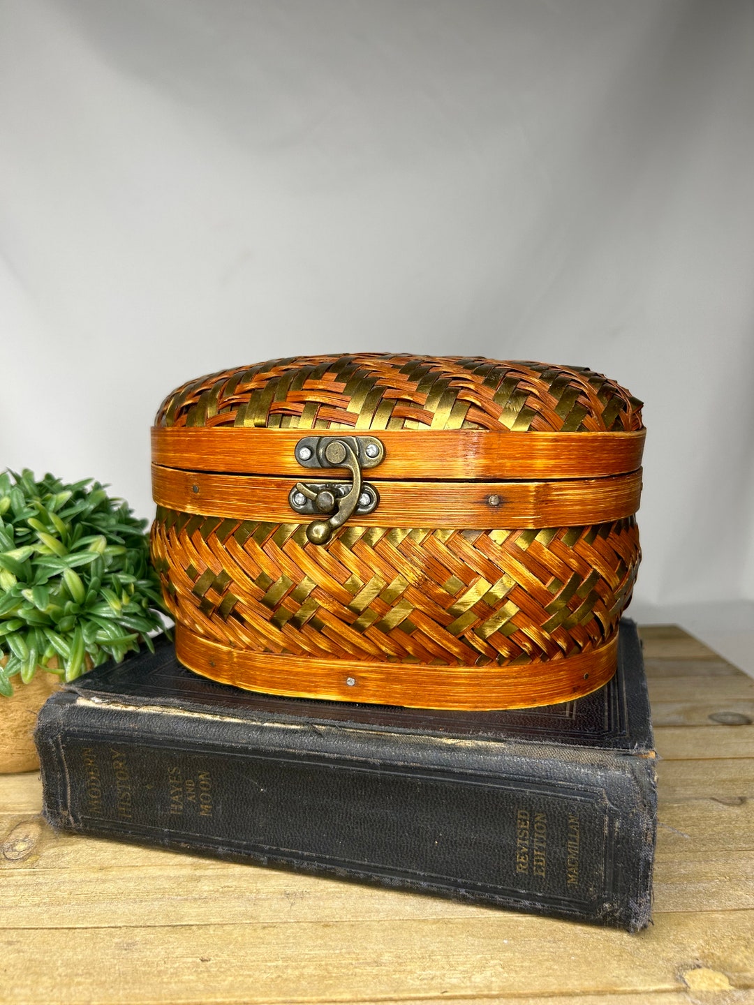 Vintage Wicker Brass Woven Basket With Latch - Etsy