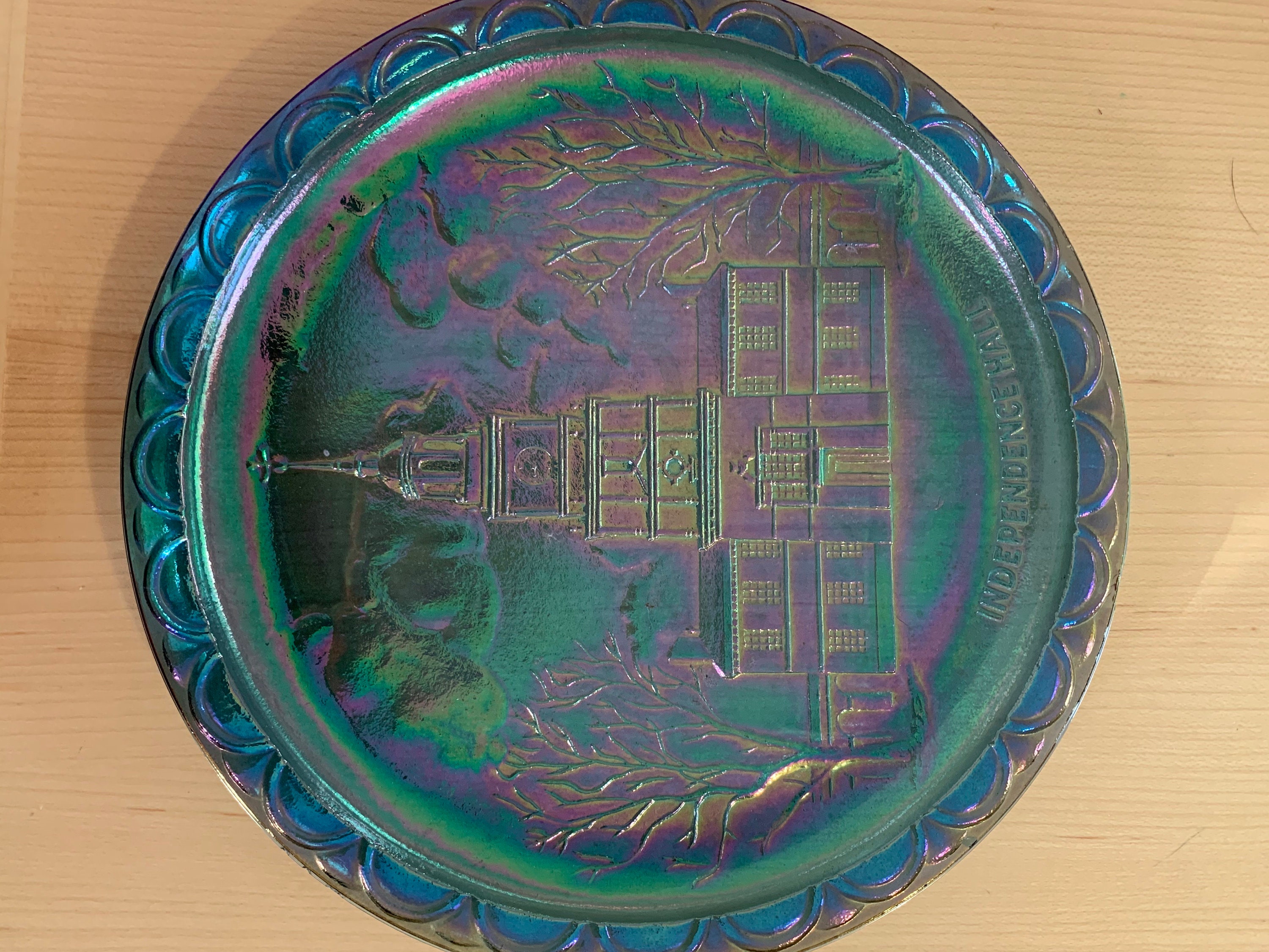 Indiana Glass Independence Hall Carnival Glass Mid Century Plate - Etsy