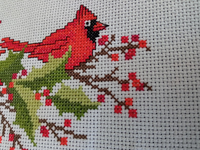 Christmas Bird Cardinals Cardinal Table Runner Pattern - Etsy