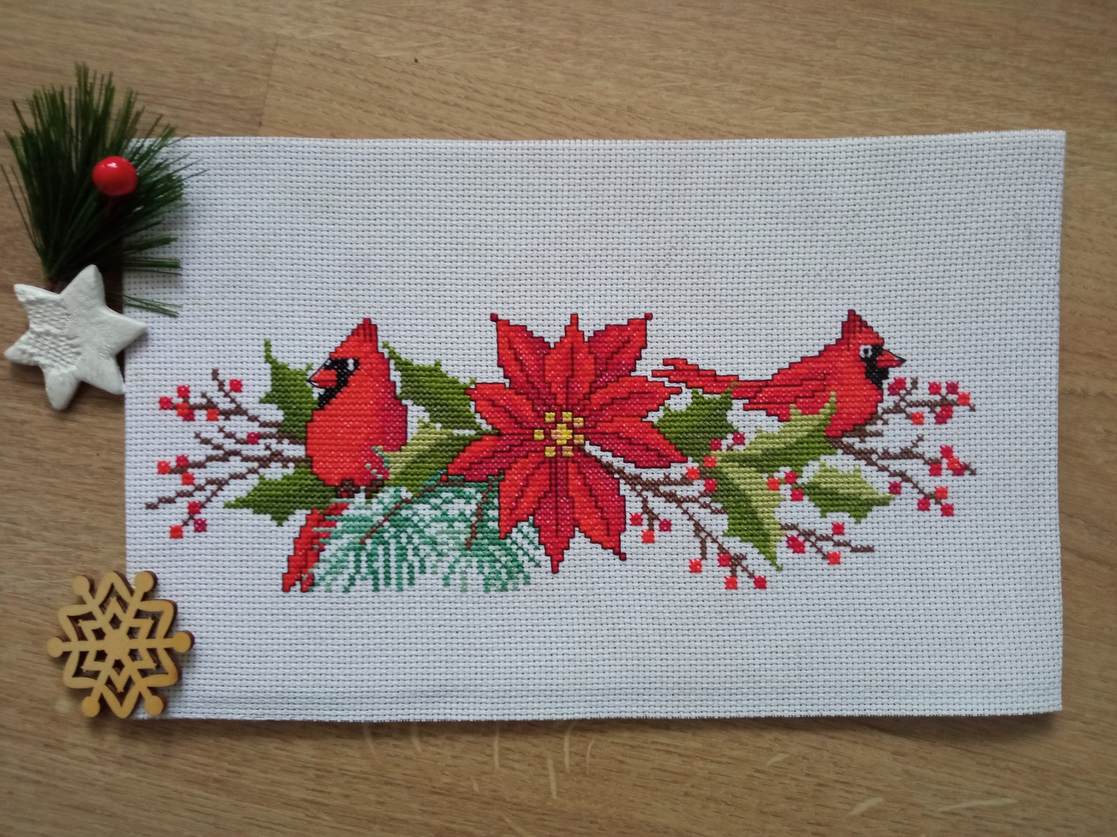 Christmas Bird Cardinals Cardinal Table Runner Pattern - Etsy