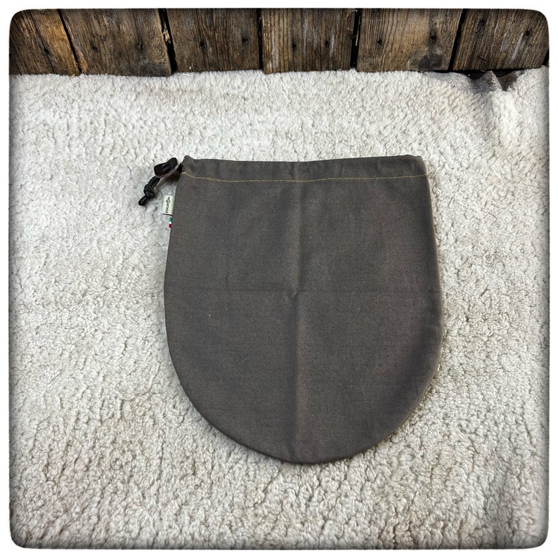 OILSKIN / WAXED CANVAS Frying Pan Bag - Etsy