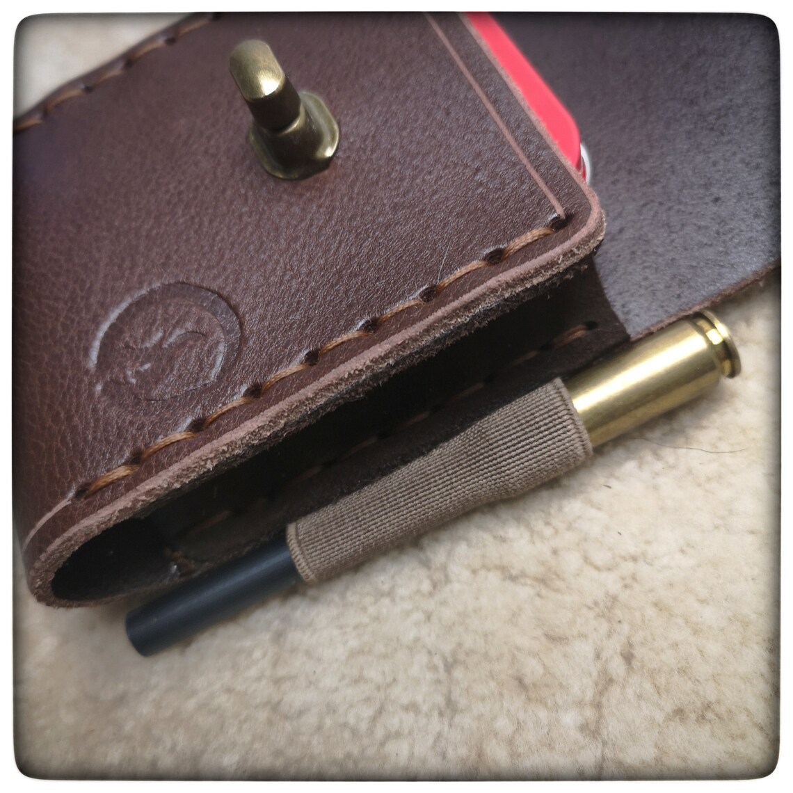 BUSHMEN ESSENTIAL Tin Pouch double Carry - Etsy