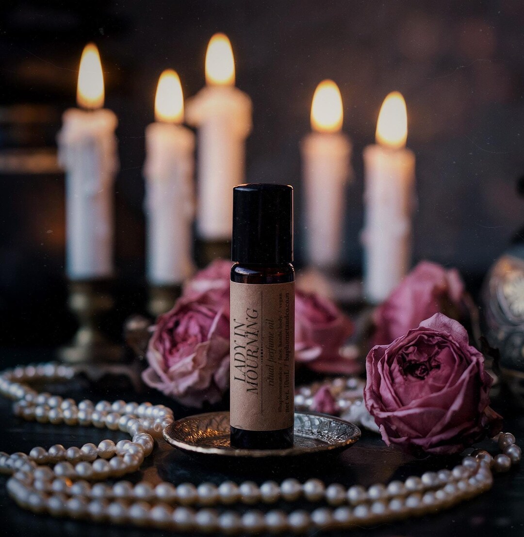 Lady in Mourning Ritual Perfume Oil 10ml / Horror & Macabre / Gothic ...