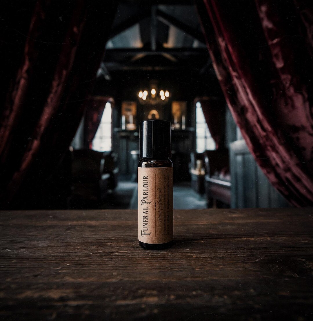 Funeral Parlour Ritual Perfume Oil 10ml / Horror & Macabre / Gothic ...