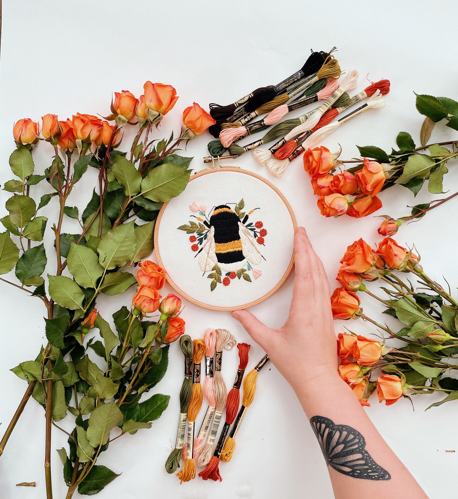 Bumble Bee Embroidery Pattern Digital Download Embroidery - Etsy