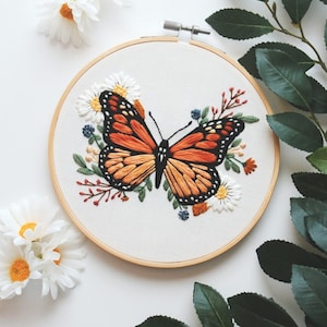 Monarch Embroidery Pattern, Hand Embroidery, Botanical Embroidery ...