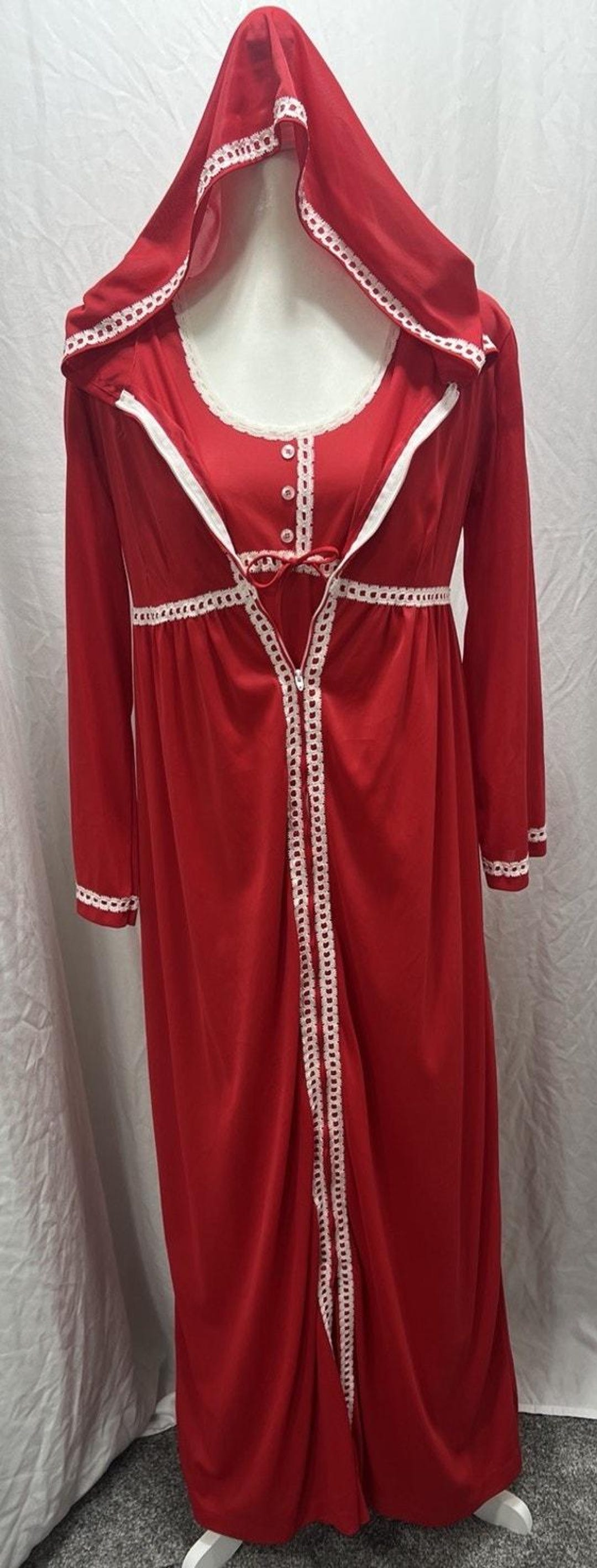 Vintage 60s Formfit Rogers Red Goddess Nightgown Hooded Robe Set Lace ...