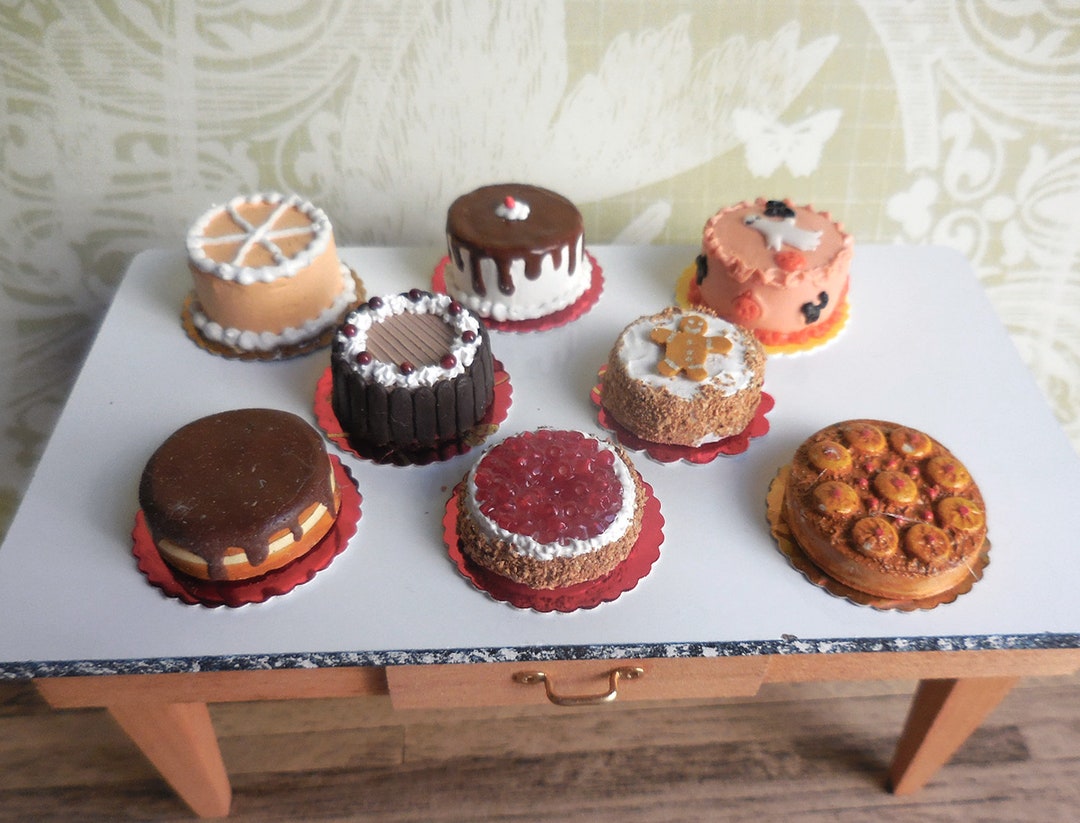 Yummy Cakes ~ Bakery ~ Dollhouse Miniatures - Etsy
